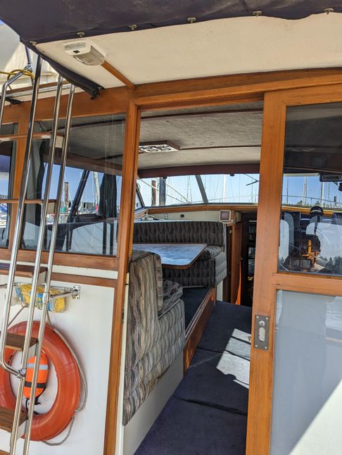 1984 Bayliner 3870 Motoryacht Motor Yachts for sale - YachtWorld