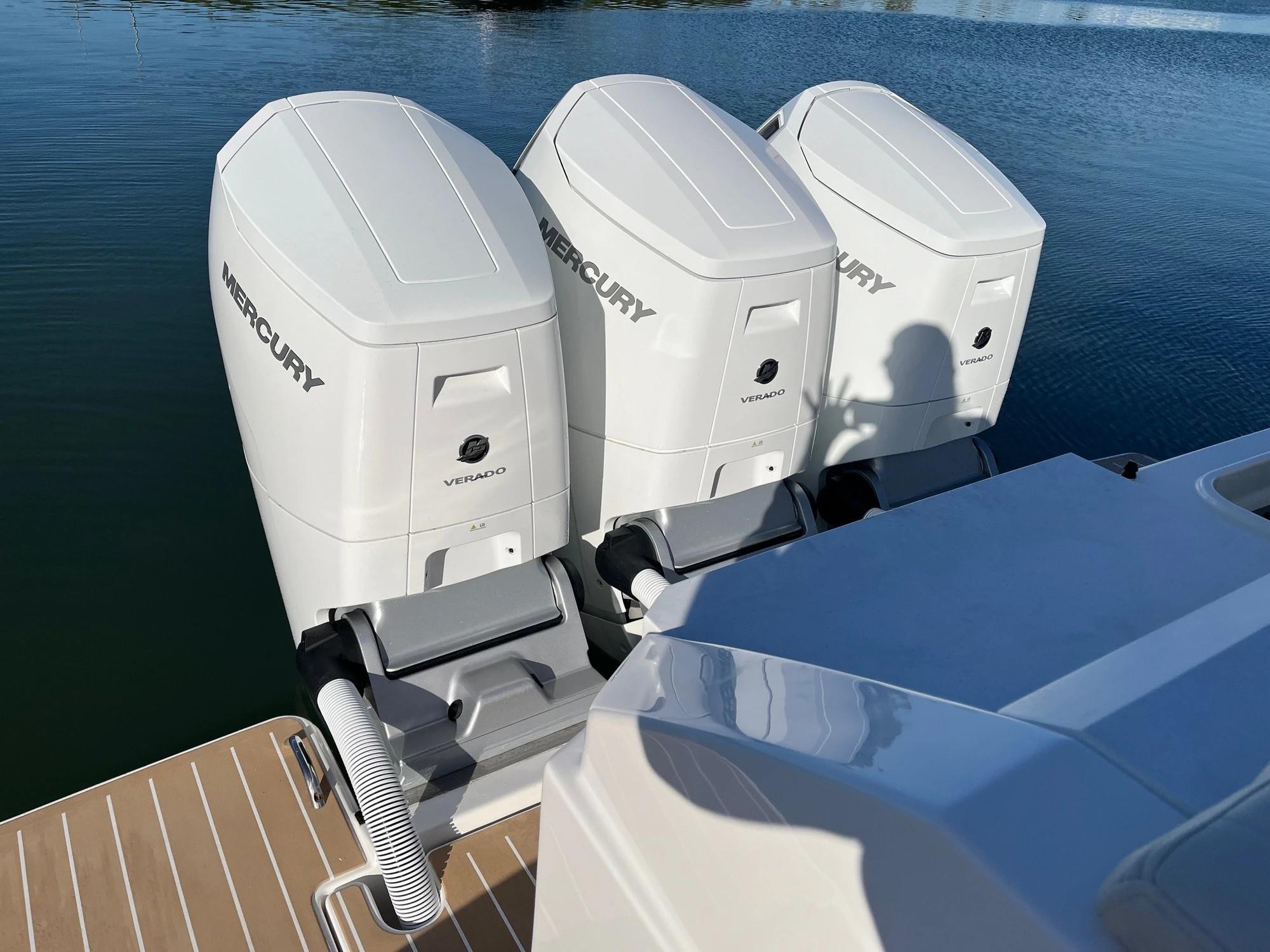 2024 Tiara Yachts 48 LE Motor Yachts for sale - YachtWorld