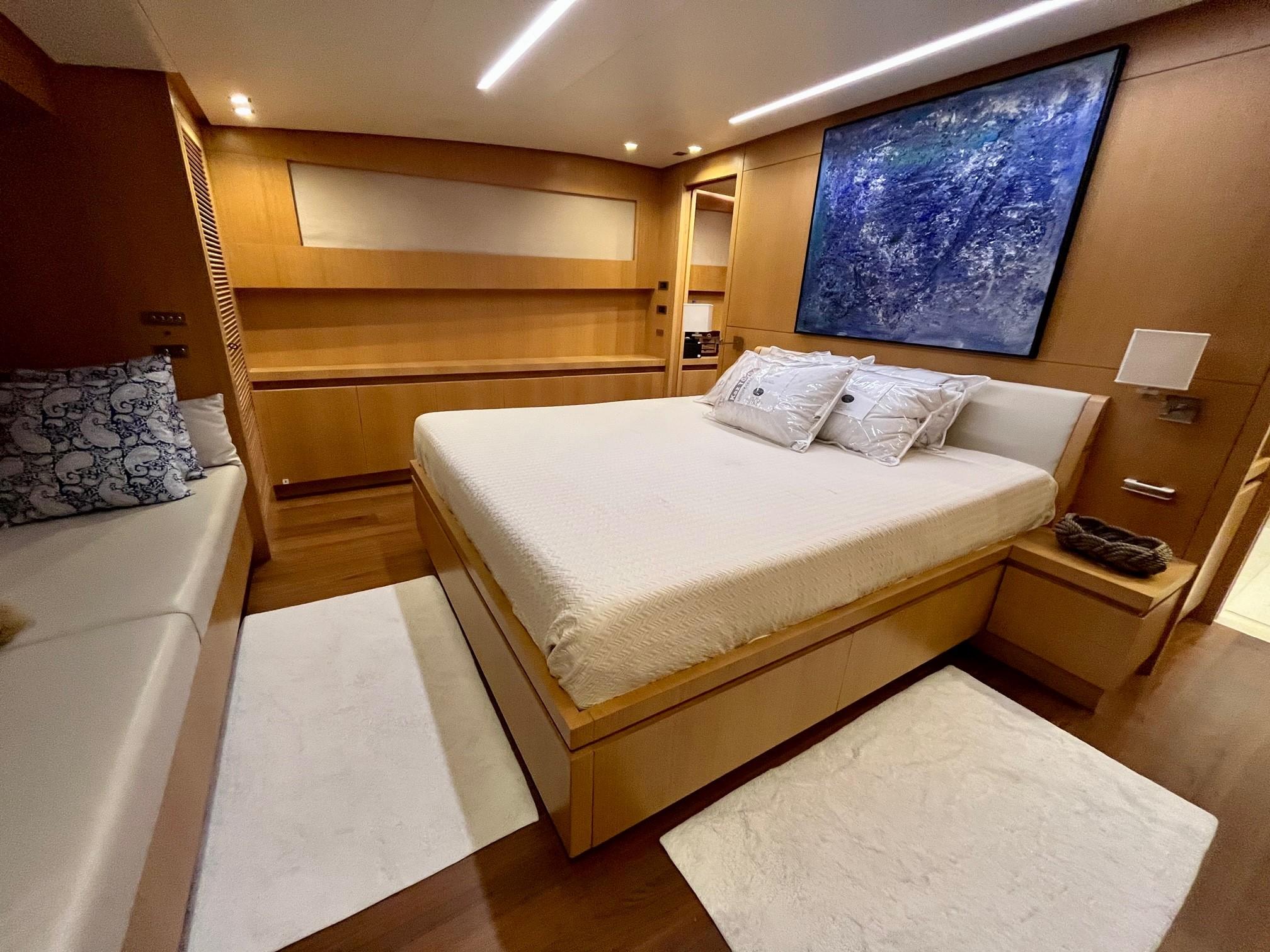 2010 Motor Yachts Sanlorenzo for sale - YachtWorld