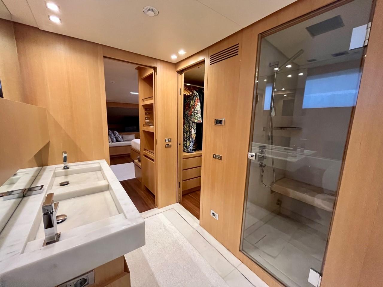 2010 Motor Yachts Sanlorenzo for sale - YachtWorld