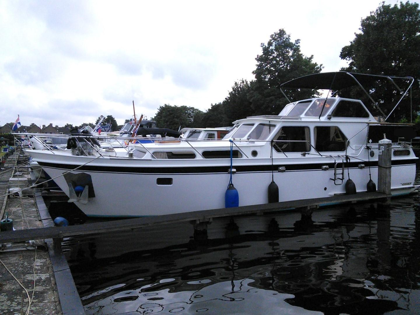 1979 Valkkruiser 1050AK Motor Yachts for sale - YachtWorld