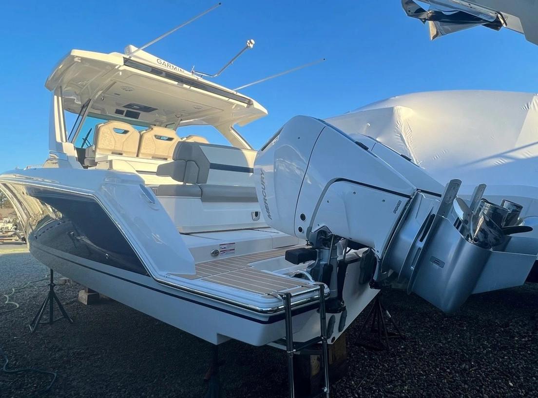 2024 Tiara Yachts 34 LS Motor Yacht for sale - YachtWorld