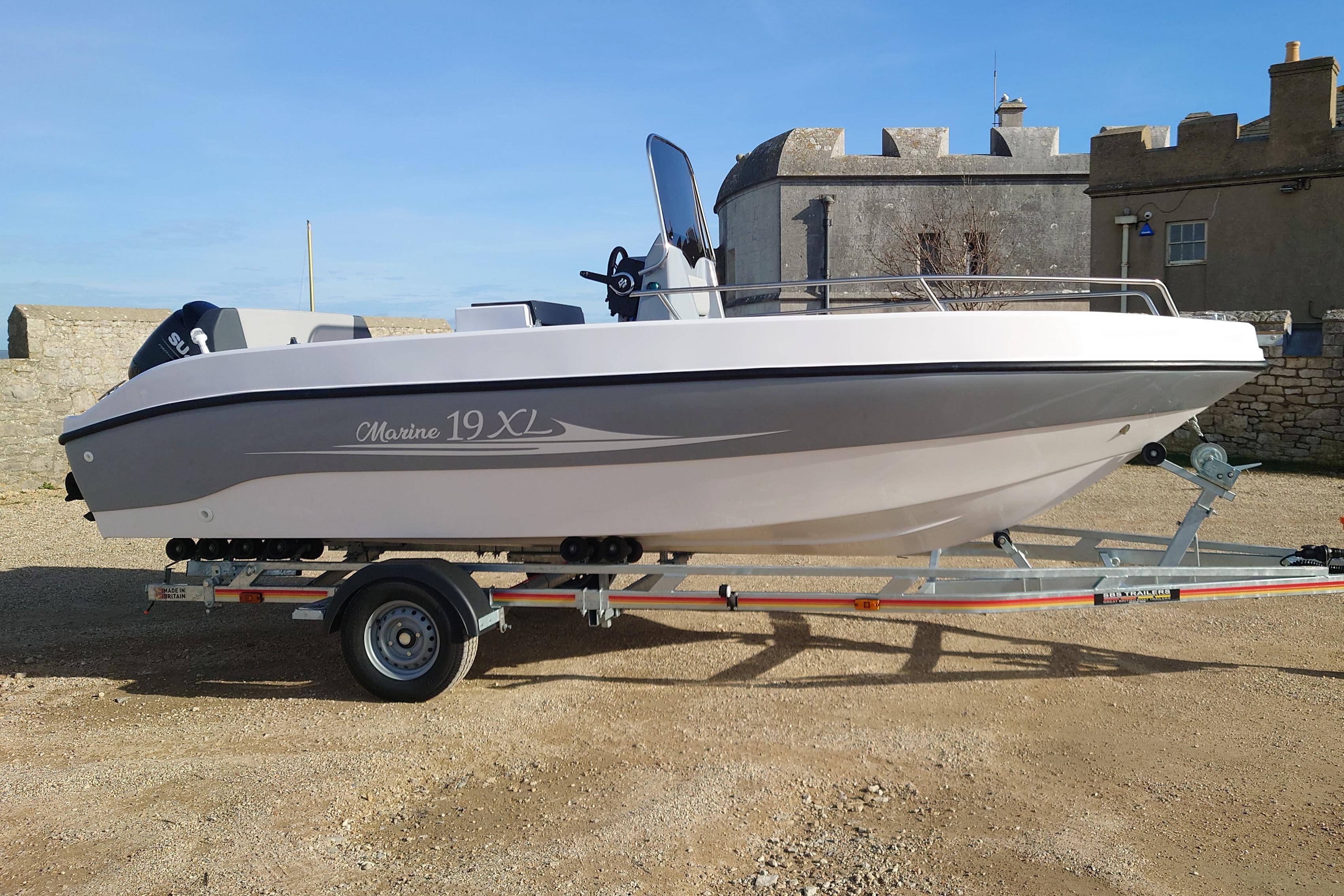 Marine 19 XL Neu in Dorset - iNautia