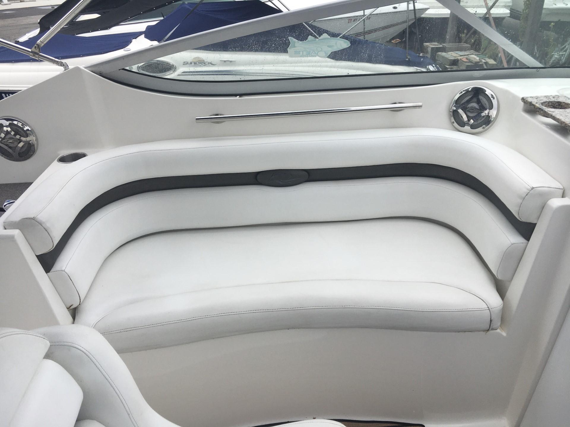 2009 Rinker 280 Express Cruiser Express Cruiser for sale - YachtWorld