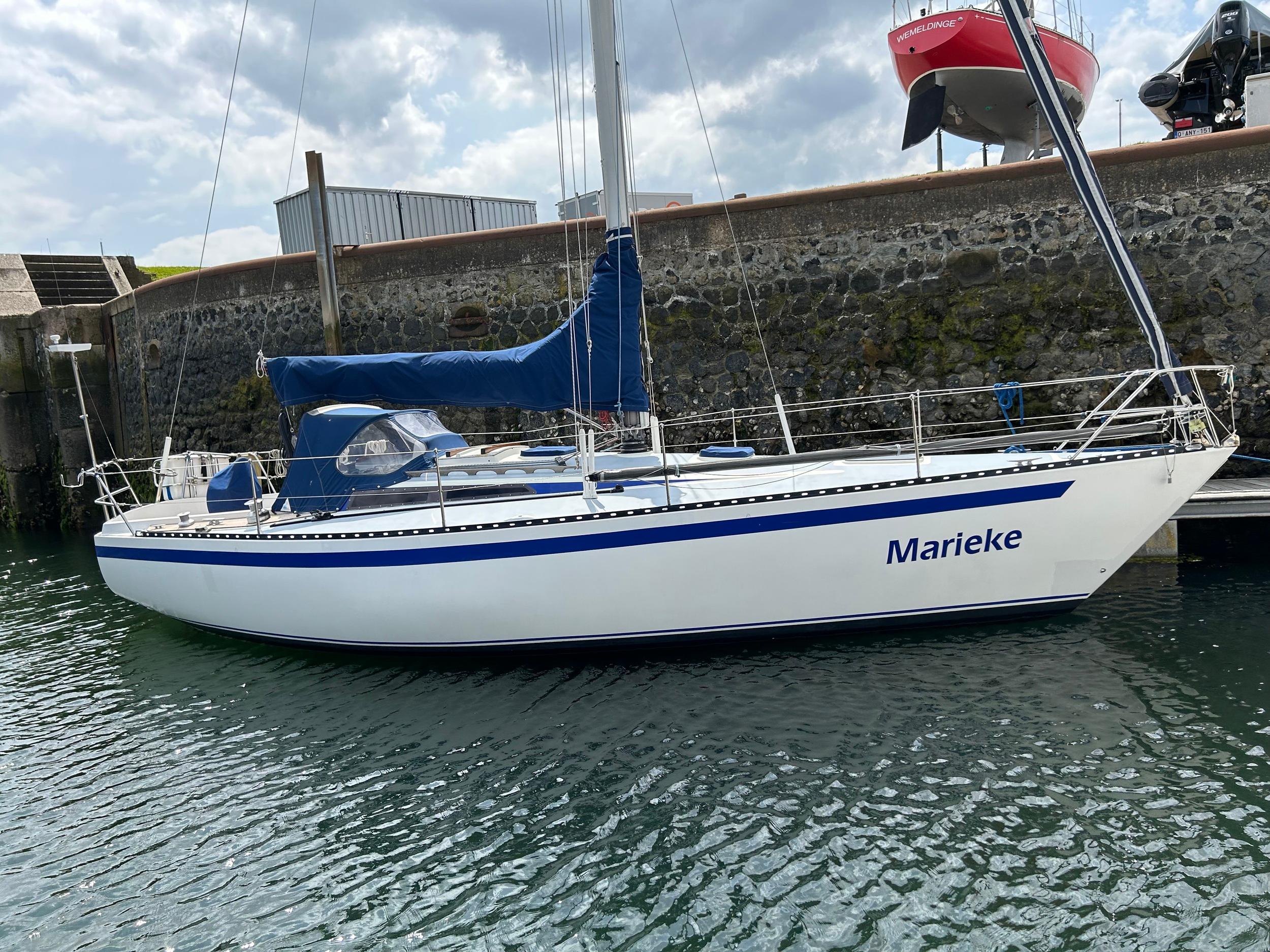 Used 1979 Kalik 33 | YachtFocus