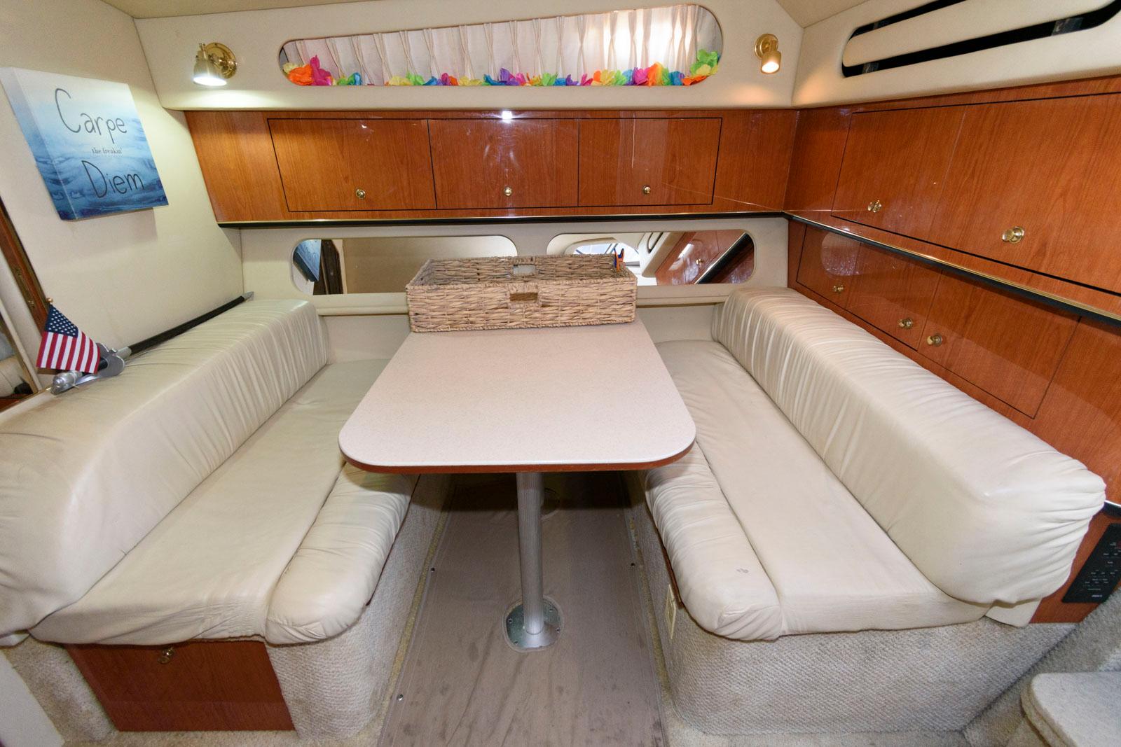 2001 Sea Ray 340 Amberjack Cruiser for sale - YachtWorld