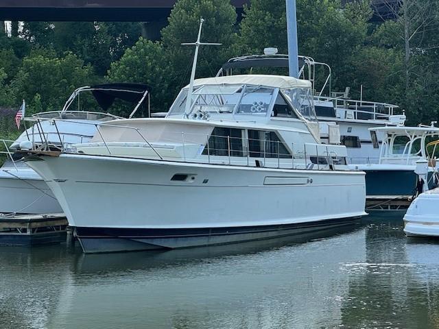 1968 Chris-Craft Commander 42 Cruceros en venta - YachtWorld