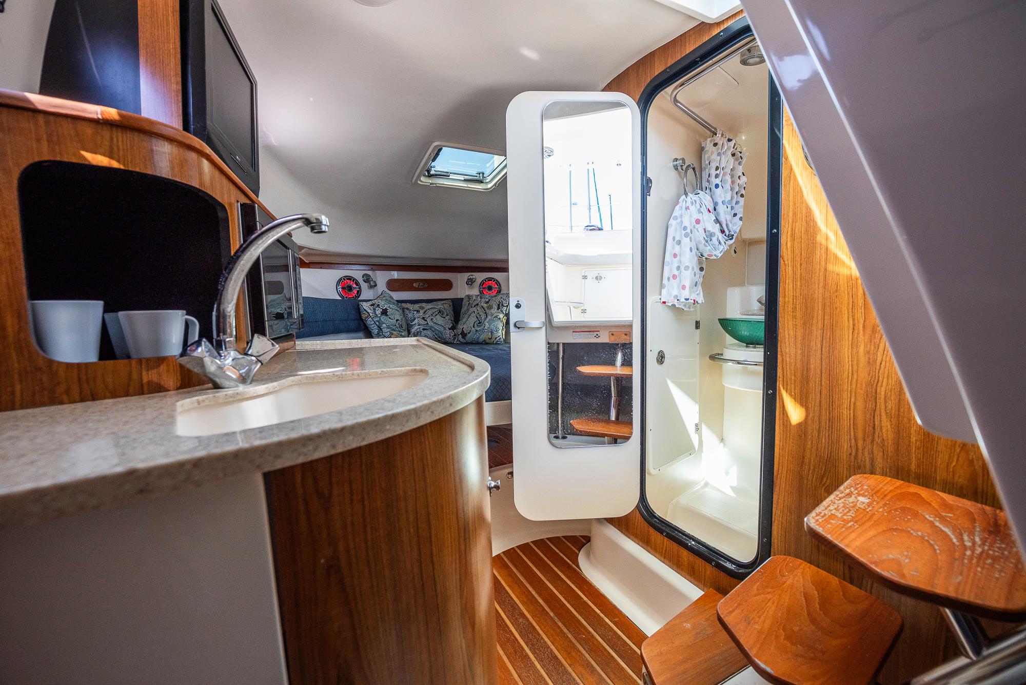 2012 Pursuit OS 315 Offshore Express Cruiser for sale - YachtWorld