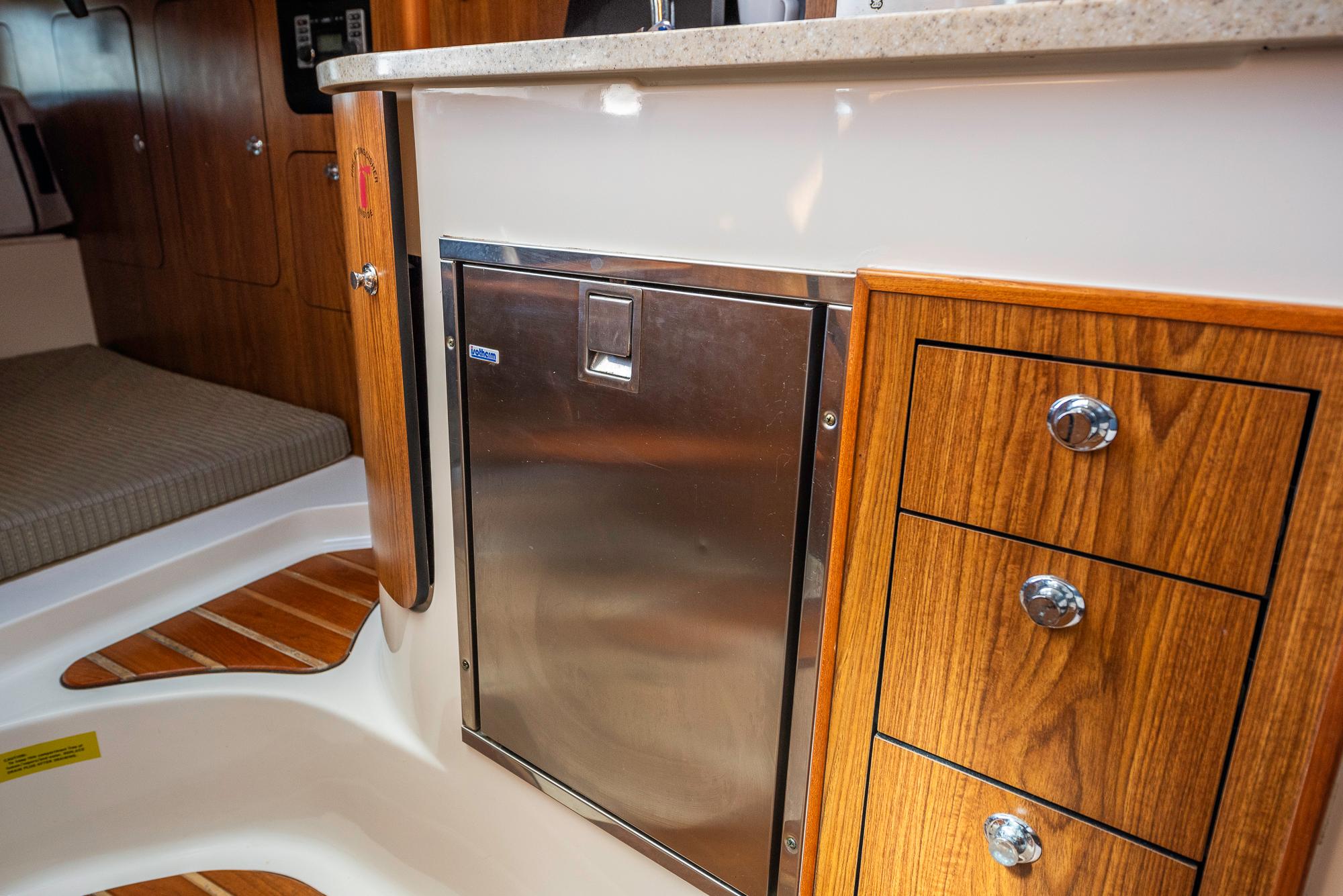 2012 Pursuit OS 315 Offshore Express Cruiser for sale - YachtWorld