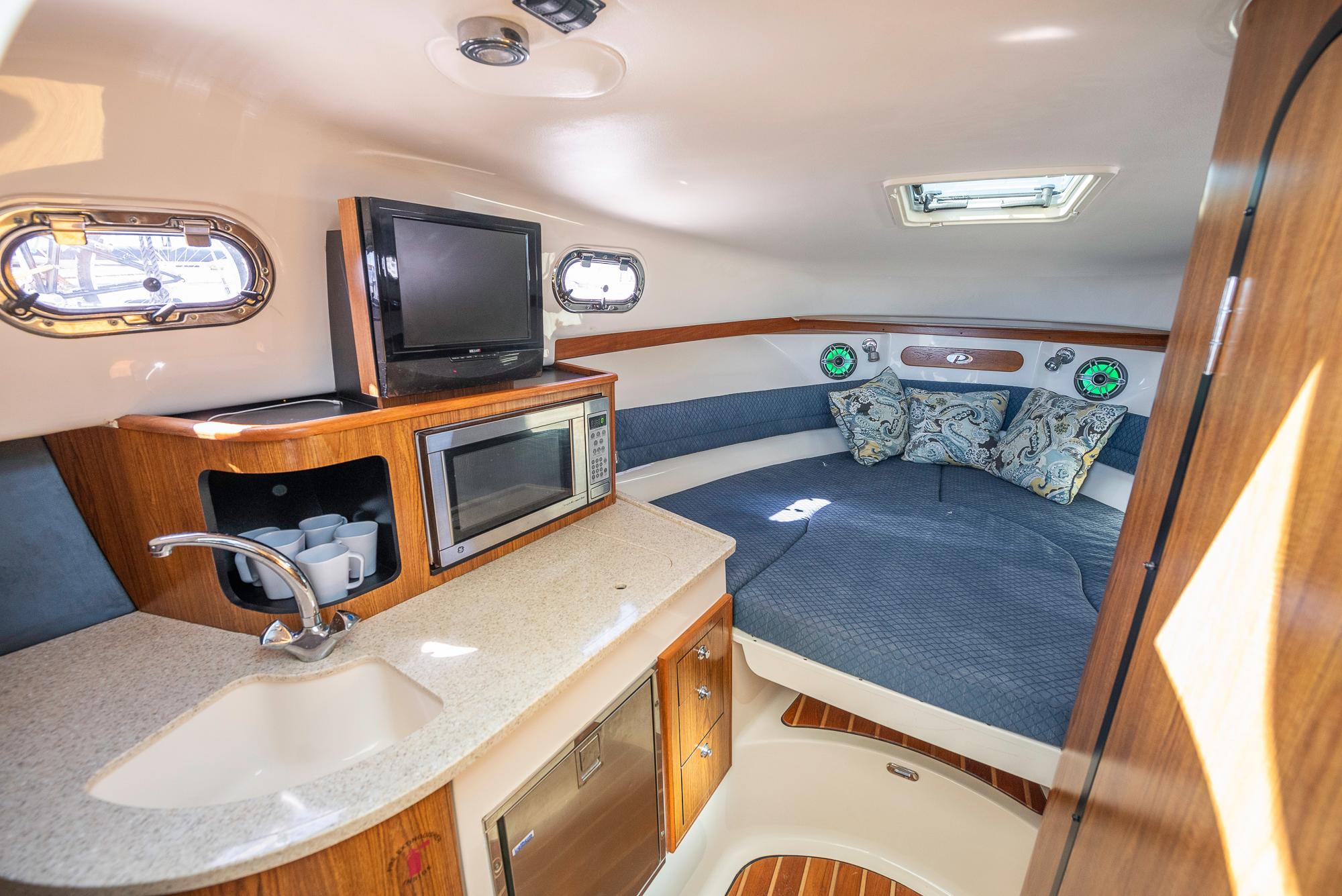 2012 Pursuit OS 315 Offshore Express Cruiser for sale - YachtWorld