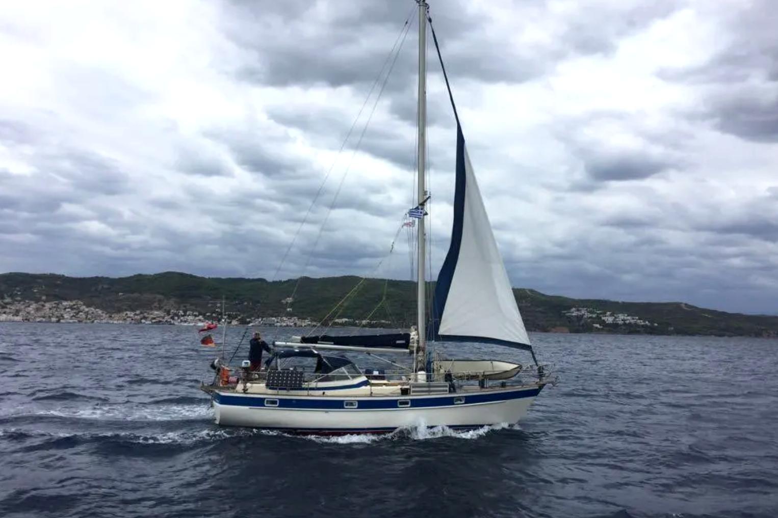 Used 1988 Hallberg-Rassy 352 | TopBoats