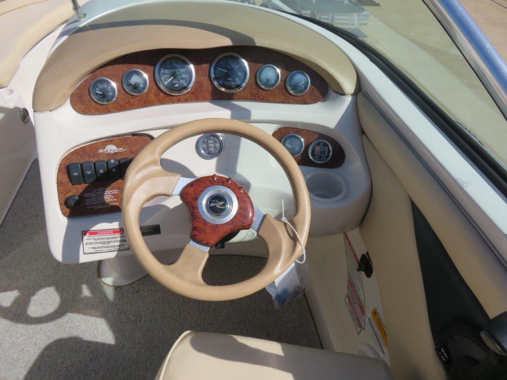 2001 Sea Ray 210 SD Deck for sale - YachtWorld