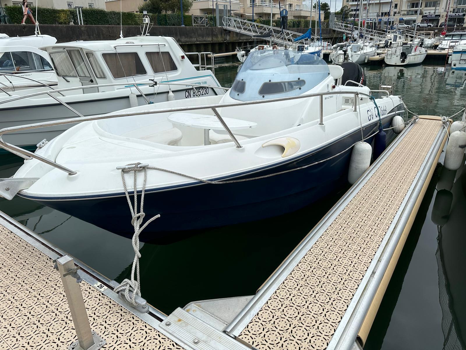 Beneteau Flyer 750 Open | 7m | 2005 - 14 - Calvados | Boats and Outboards