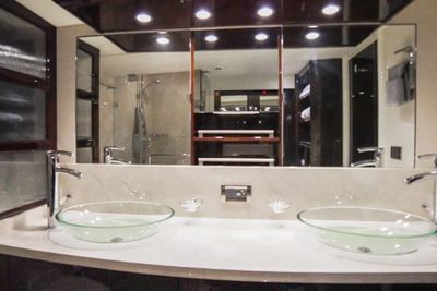 2009 Lazzara Lsx 75 Motor Yachts for sale - YachtWorld