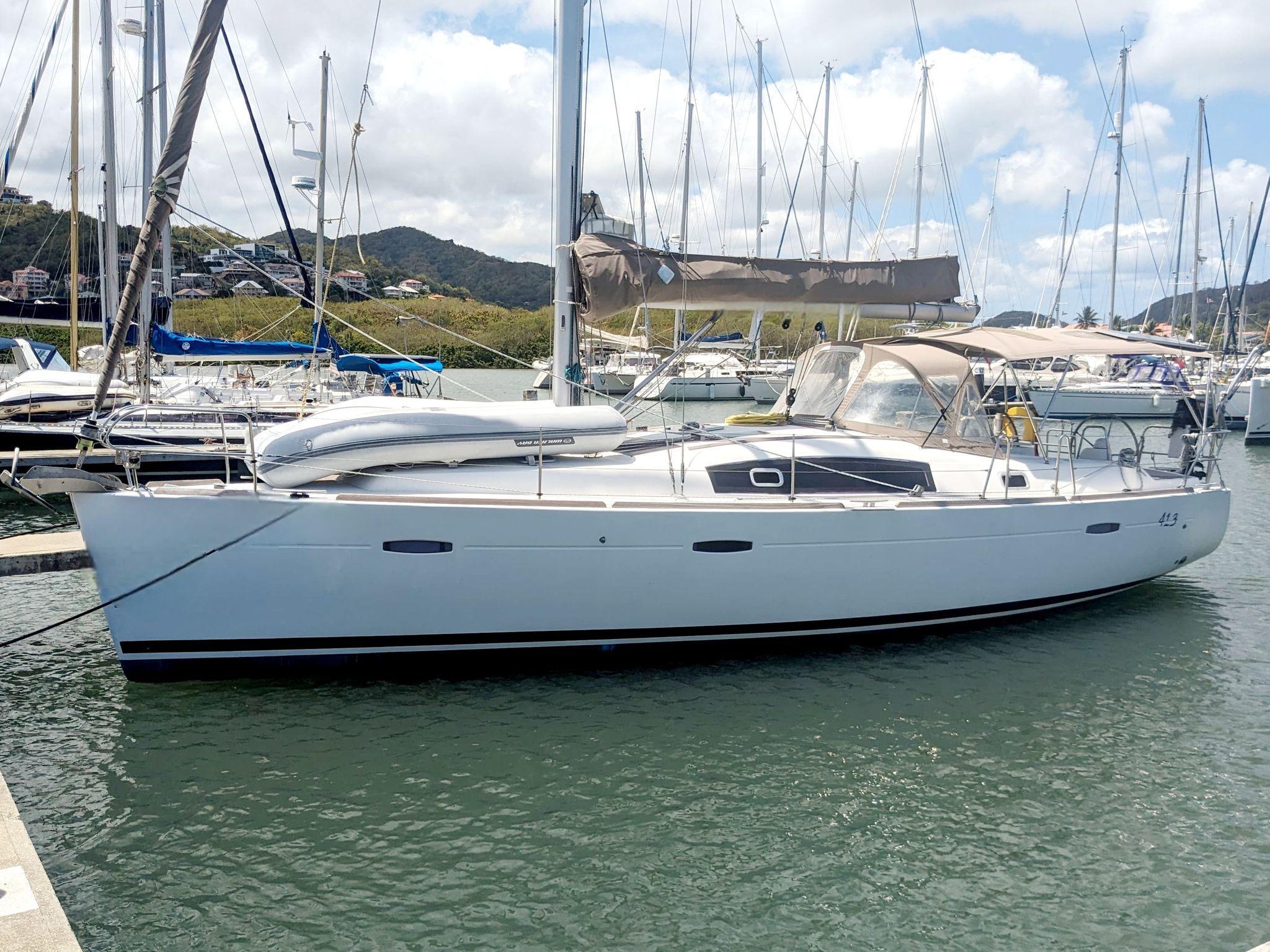2009 Beneteau Oceanis 40 Cruiser for sale - YachtWorld