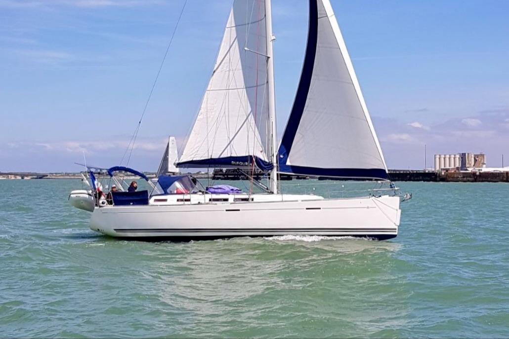 2008 Dufour 425 Grand Large Cruiser for sale - YachtWorld
