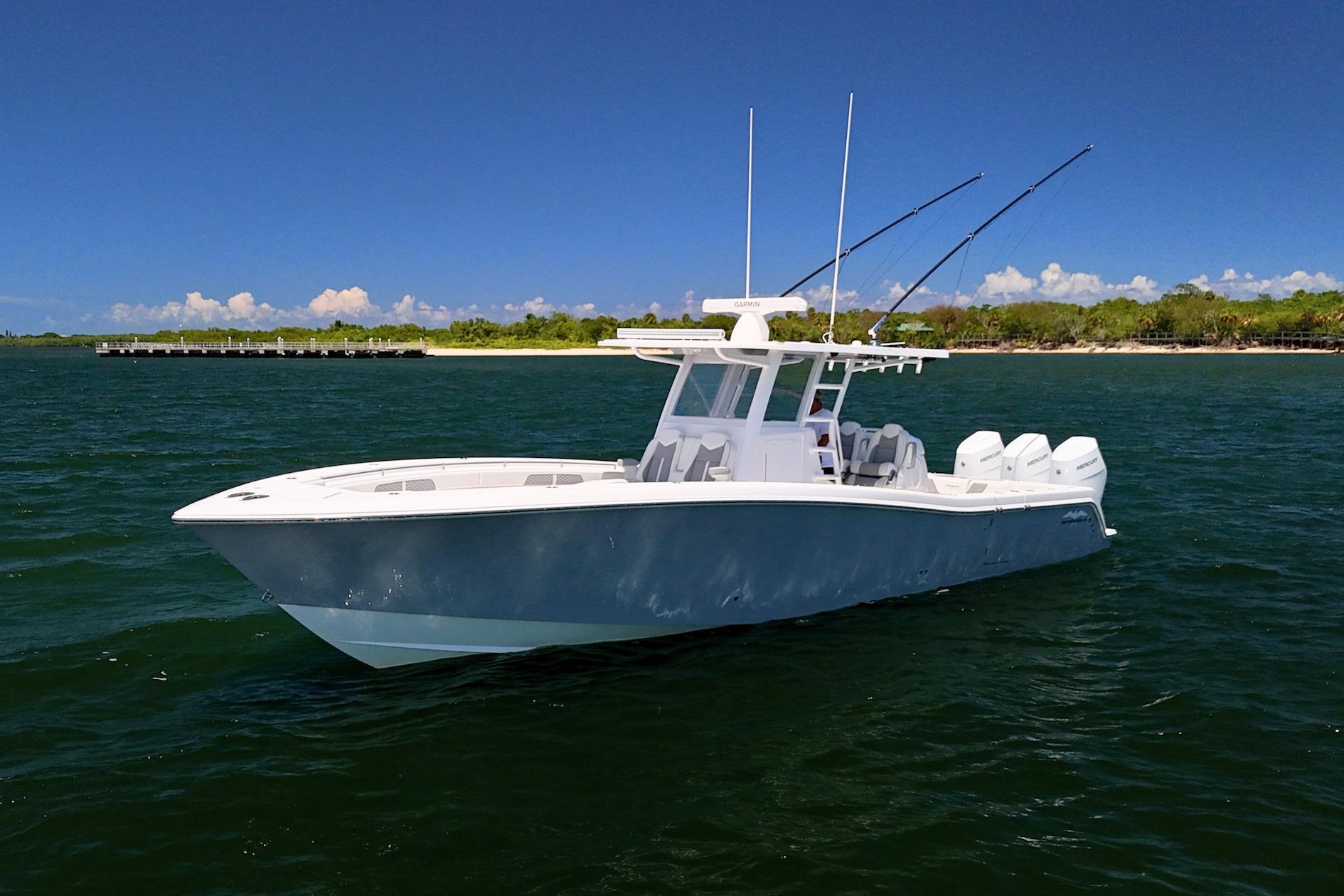 2025 Invincible 39 Open Fisherman Center Console for sale - YachtWorld