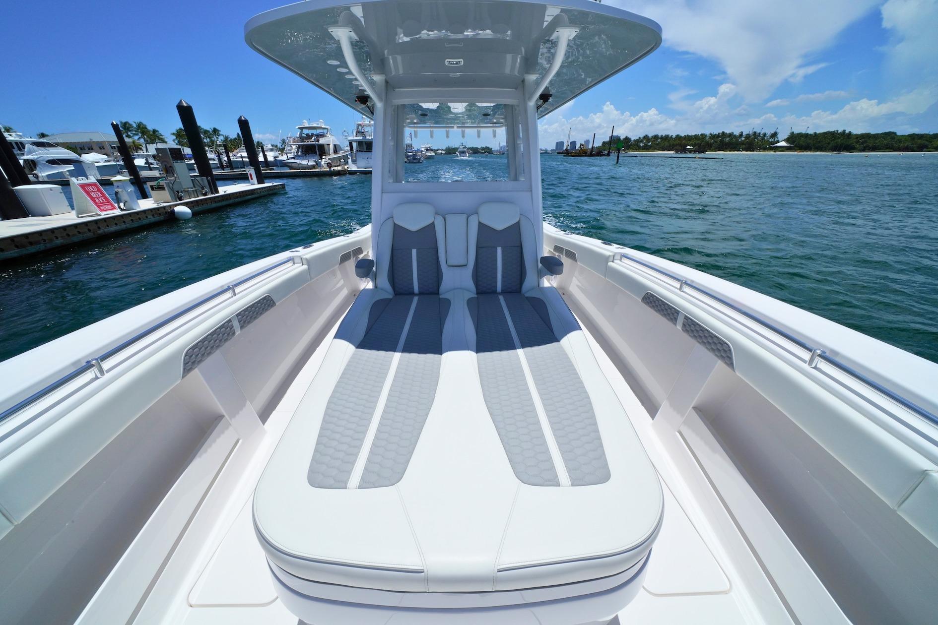 2025 Invincible 39 Open Fisherman Center Console for sale - YachtWorld