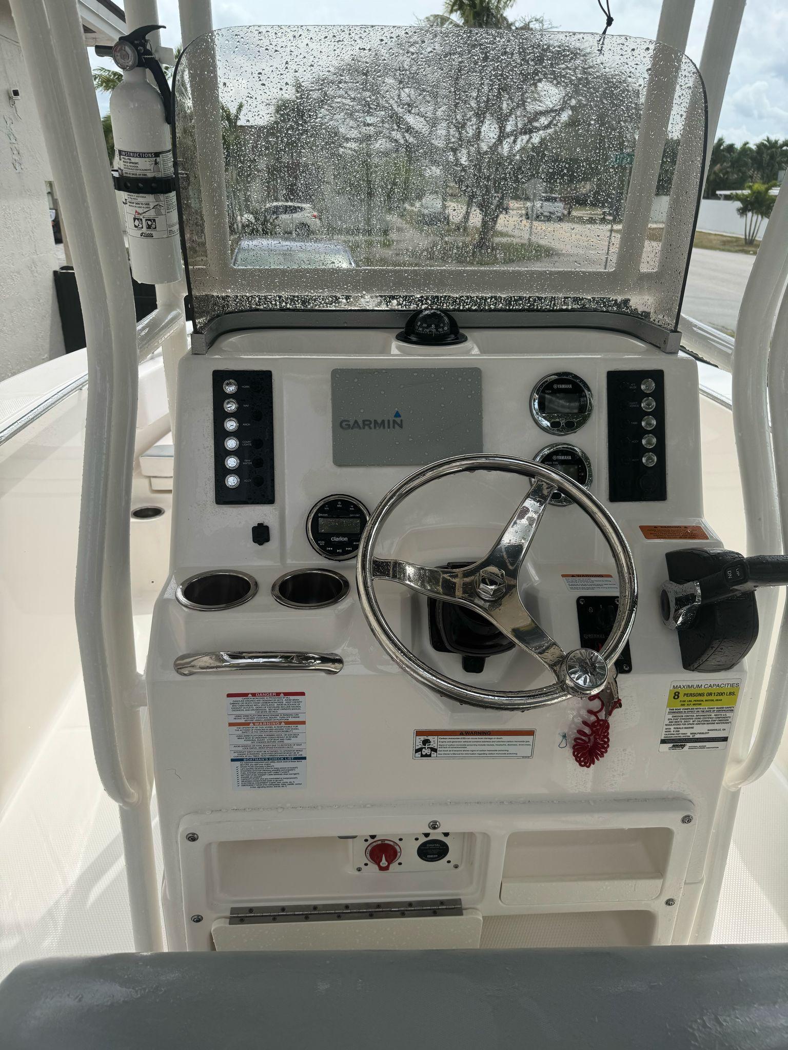 2021 Robalo R200 Center Console Center Console for sale - YachtWorld