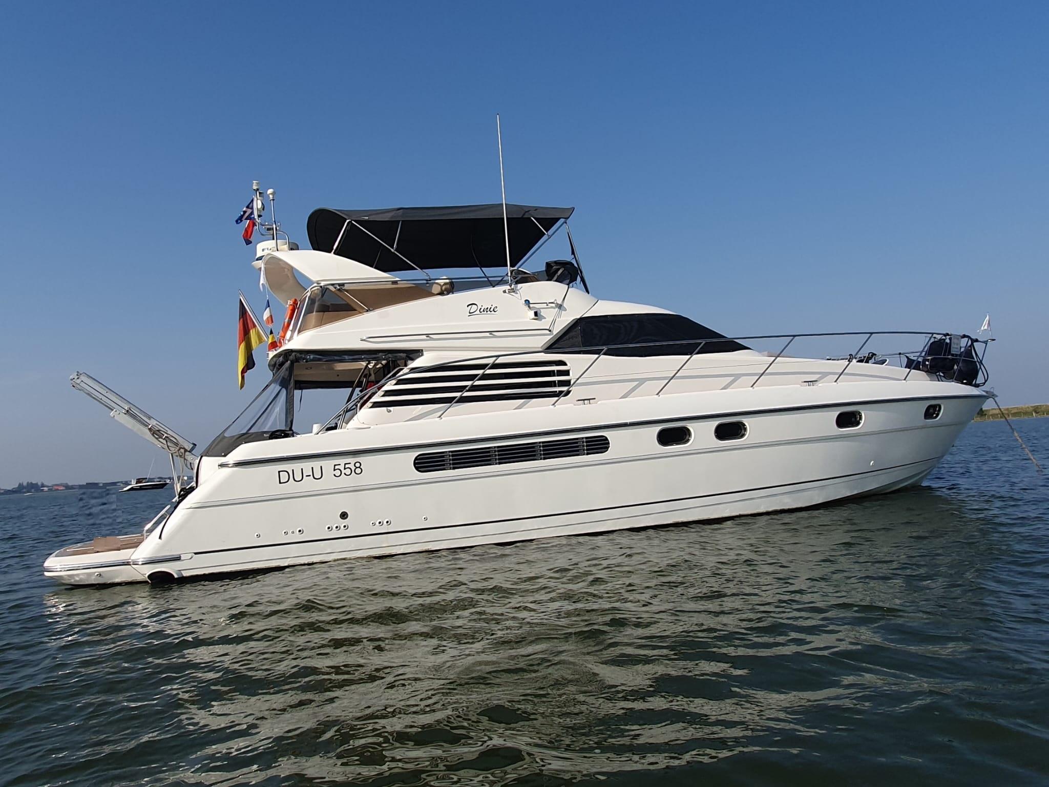 1996 Fairline Squadron 50 Cruiser for sale - YachtWorld