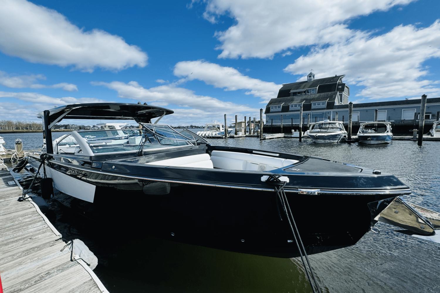 2024 Aviara AV36 Outboard Runabout for sale - YachtWorld