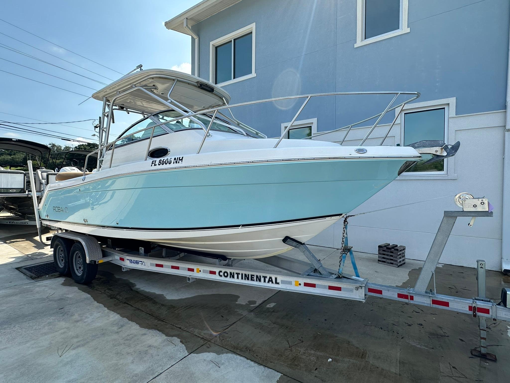 Robalo boats for sale | YachtWorld