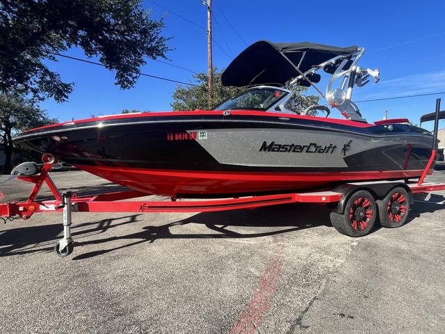 2016 MasterCraft X30 Ski and Wakeboard for sale - YachtWorld