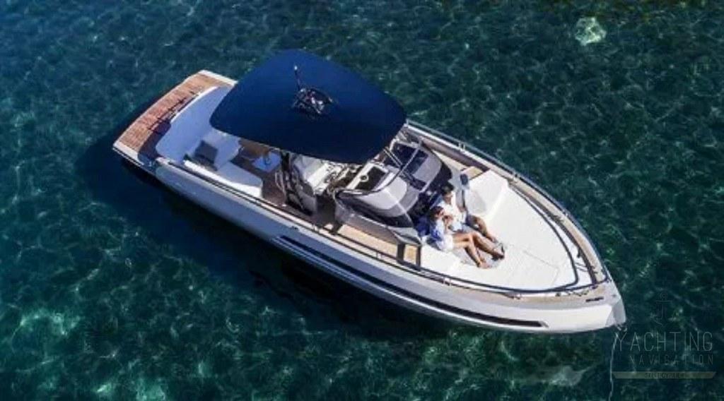 2023 Invictus 370 GT Motor Yachts for sale - YachtWorld