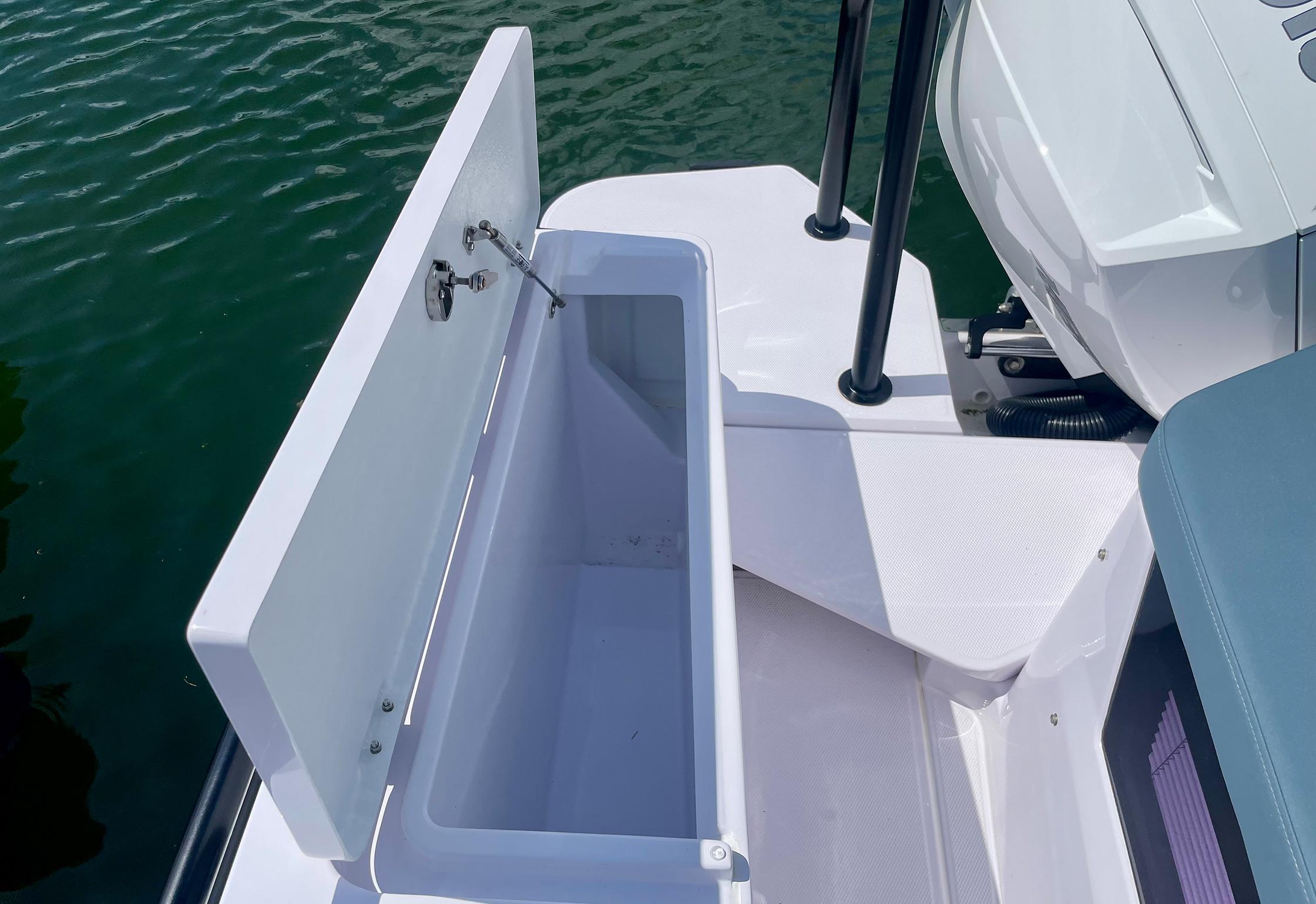 2023 Axopar 28 CABIN Motor Yachts for sale - YachtWorld