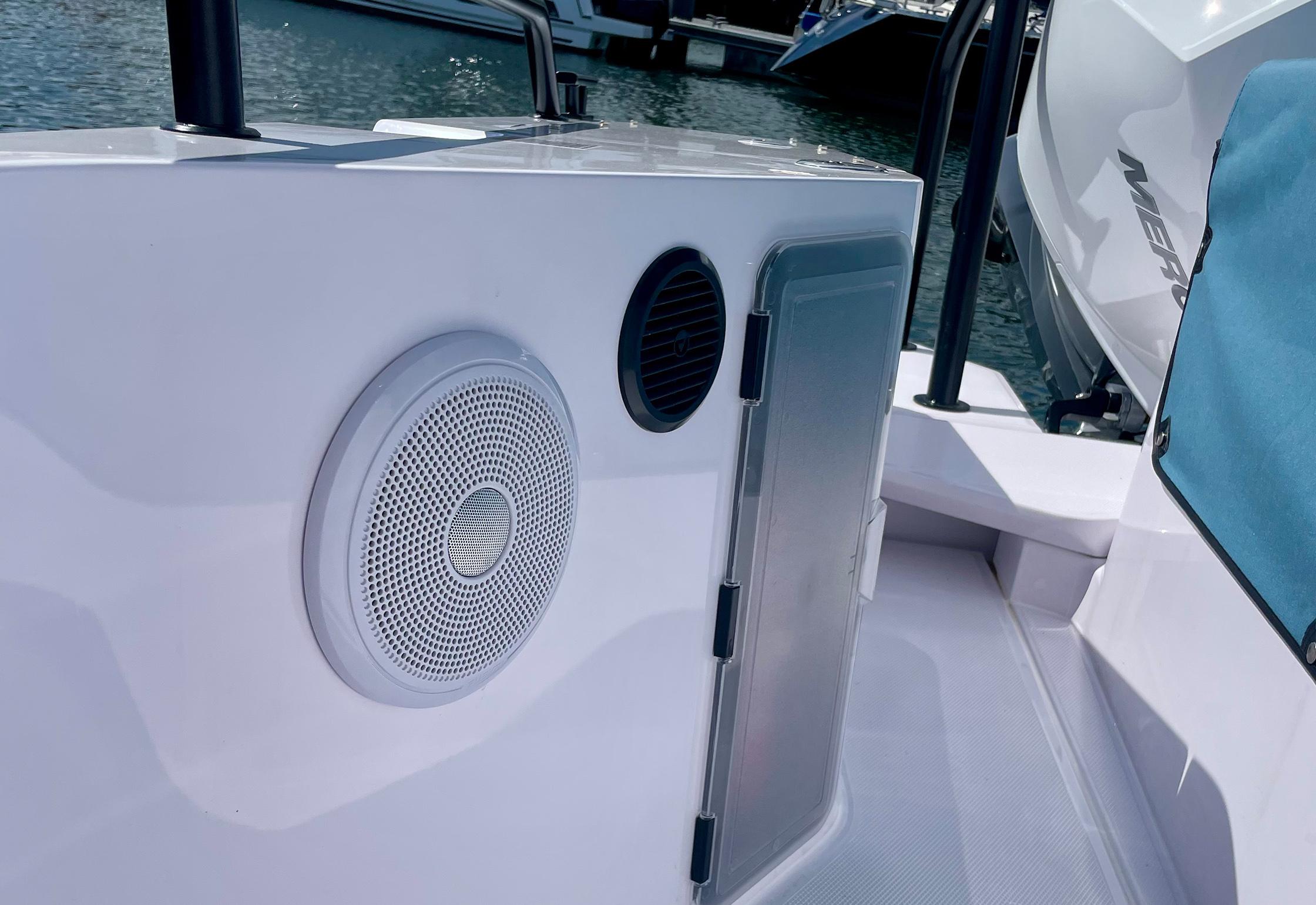 2023 Axopar 28 CABIN Motor Yachts for sale - YachtWorld