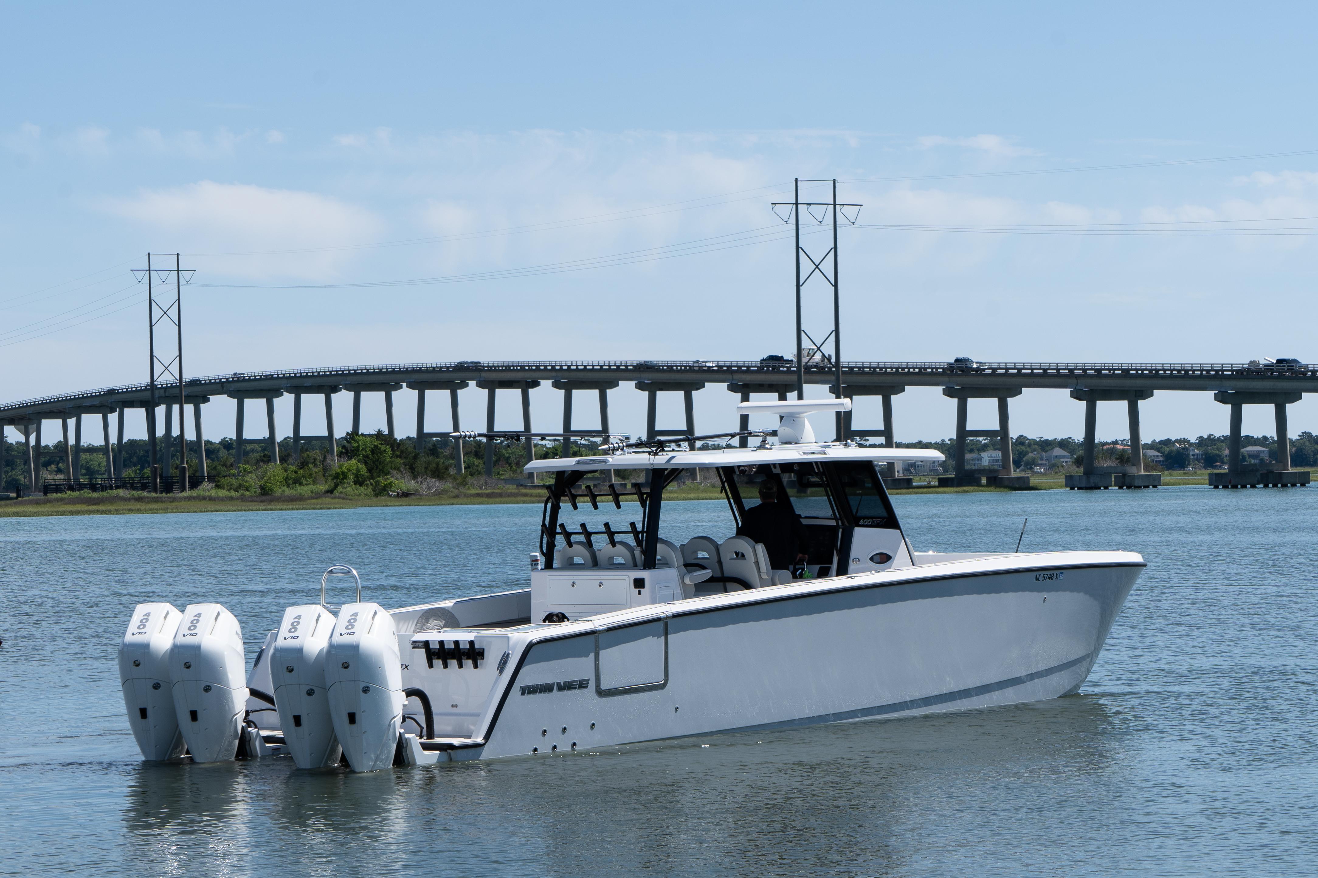 Twin Vee Power Catamaran 400 Gfx2 Cc boats for sale | YachtWorld