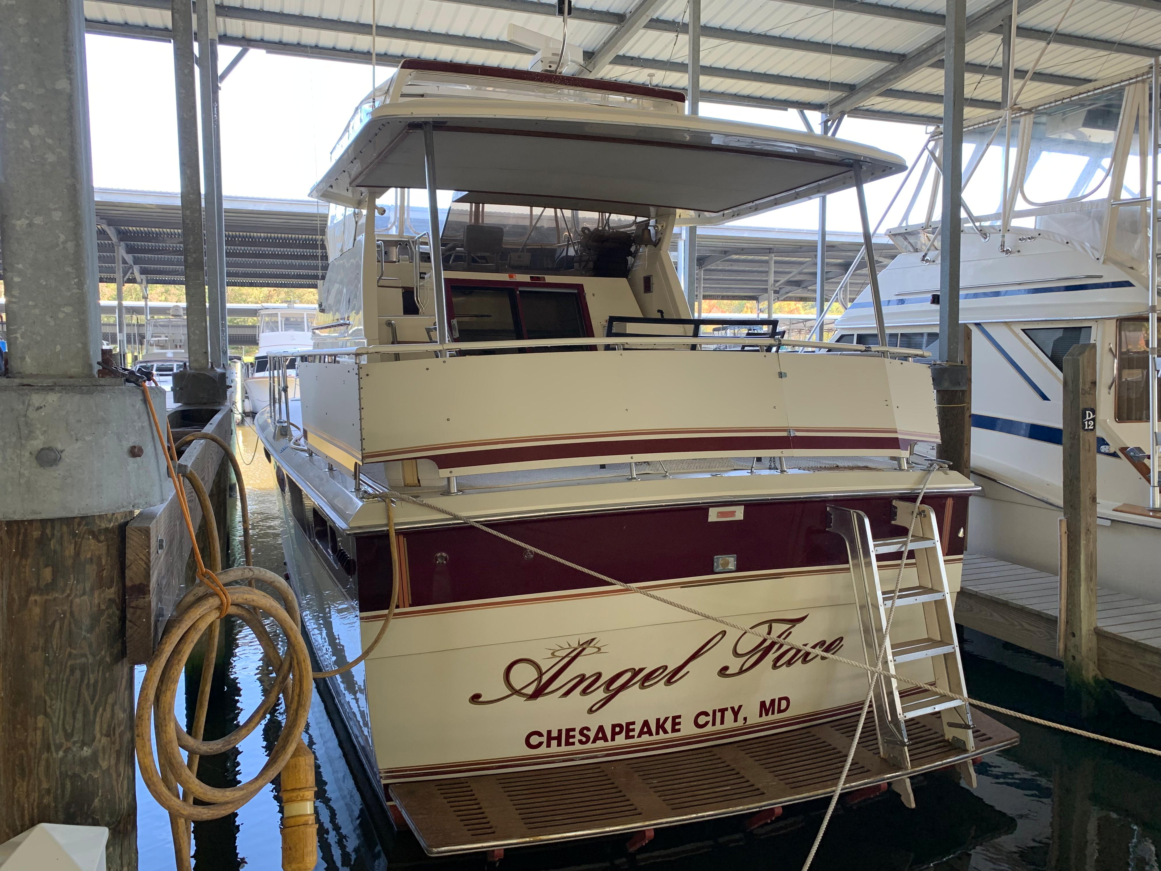 1982 Trojan F 40 Aft Cabin for sale - YachtWorld