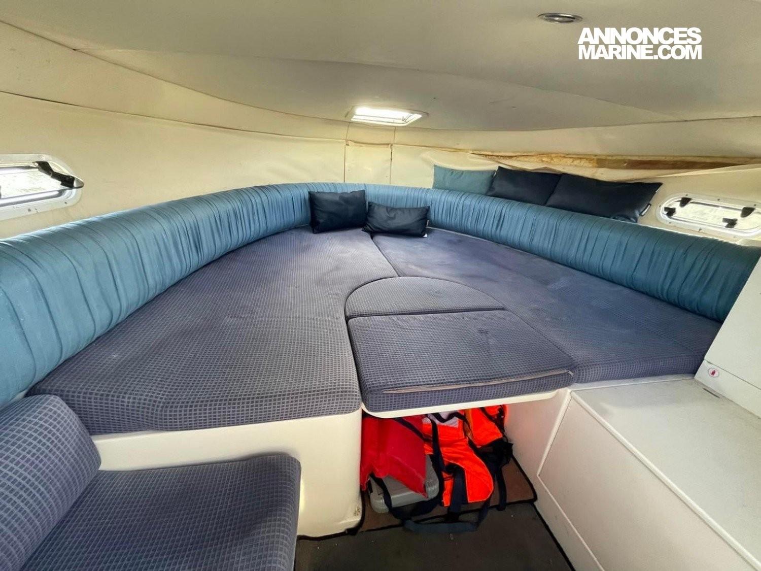 2001 Fiart 27 SPORT Express Cruiser for sale - YachtWorld