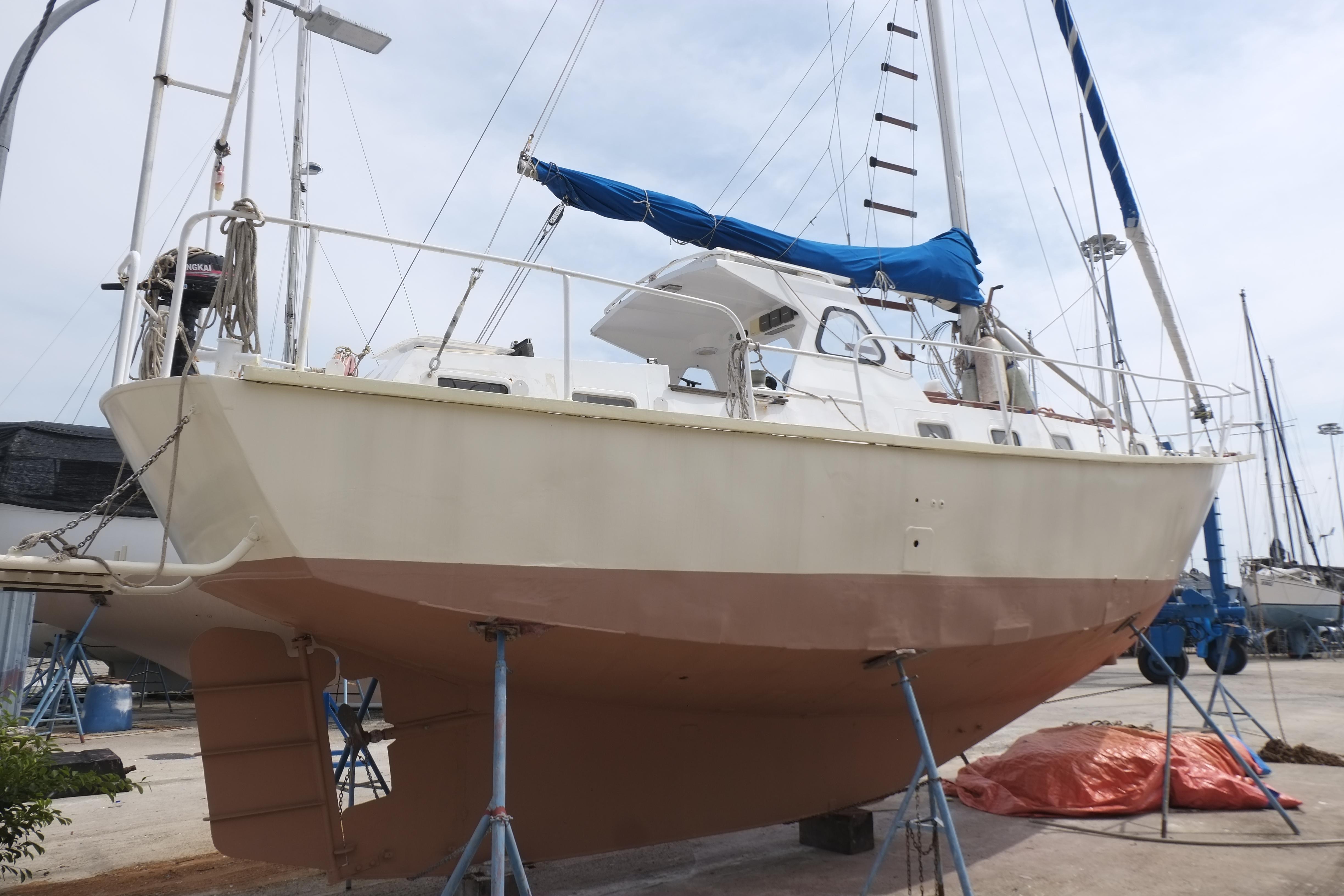 1982 Custom Moonwind 35 Sloop à vendre - YachtWorld