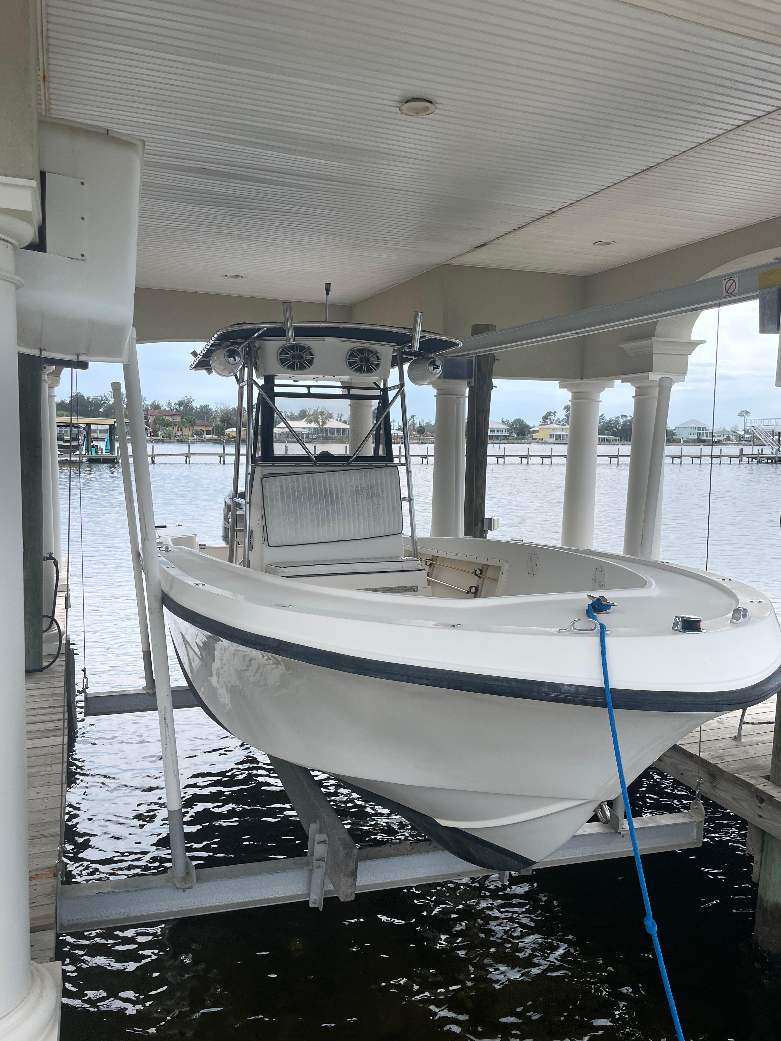 1992 Mako 221 Center Console Center Console for sale - YachtWorld