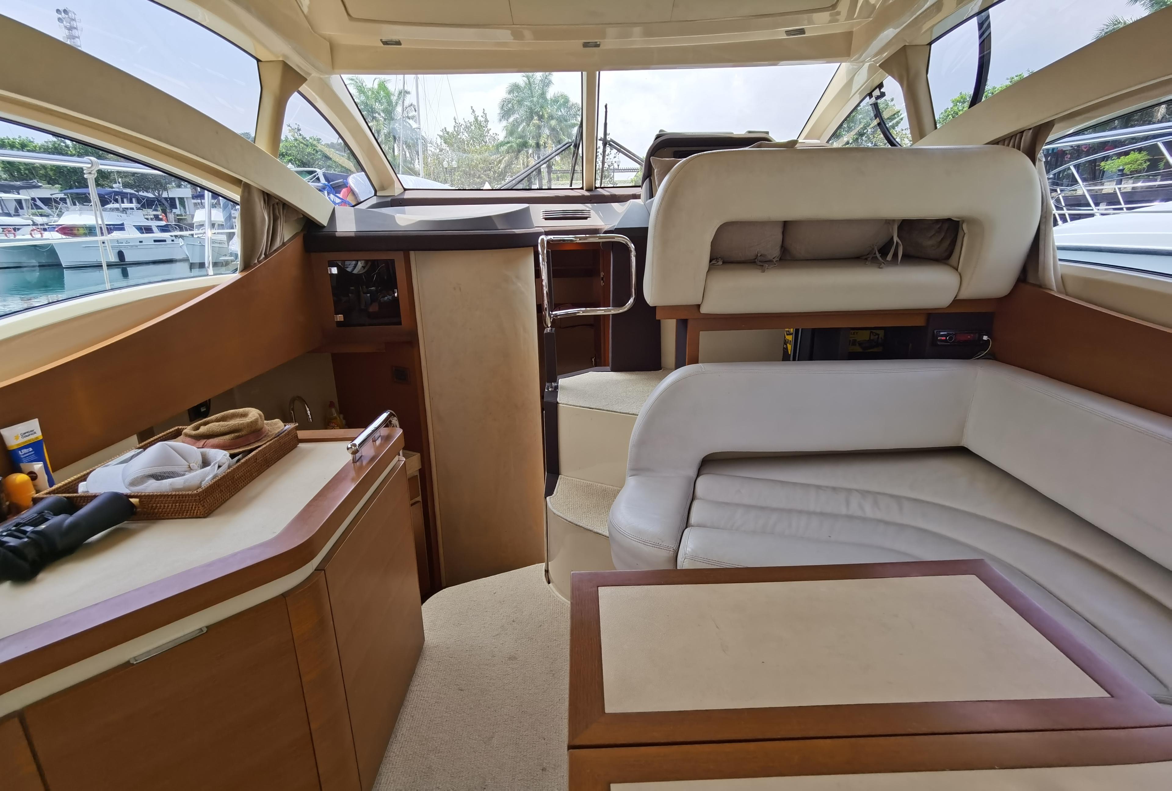 2013 Azimut 40 Motor Yachts for sale - YachtWorld