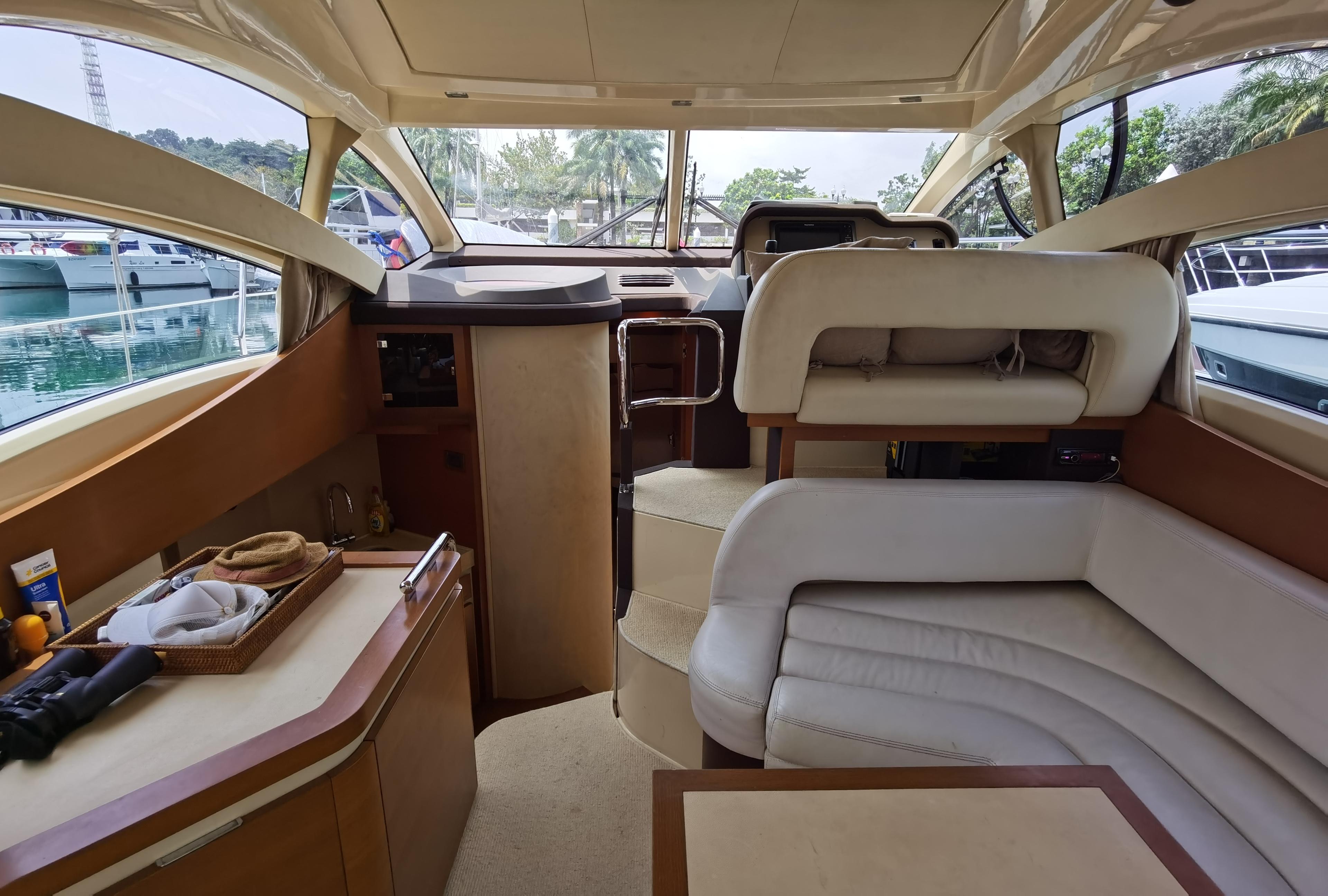 2013 Azimut 40 Motor Yachts for sale - YachtWorld