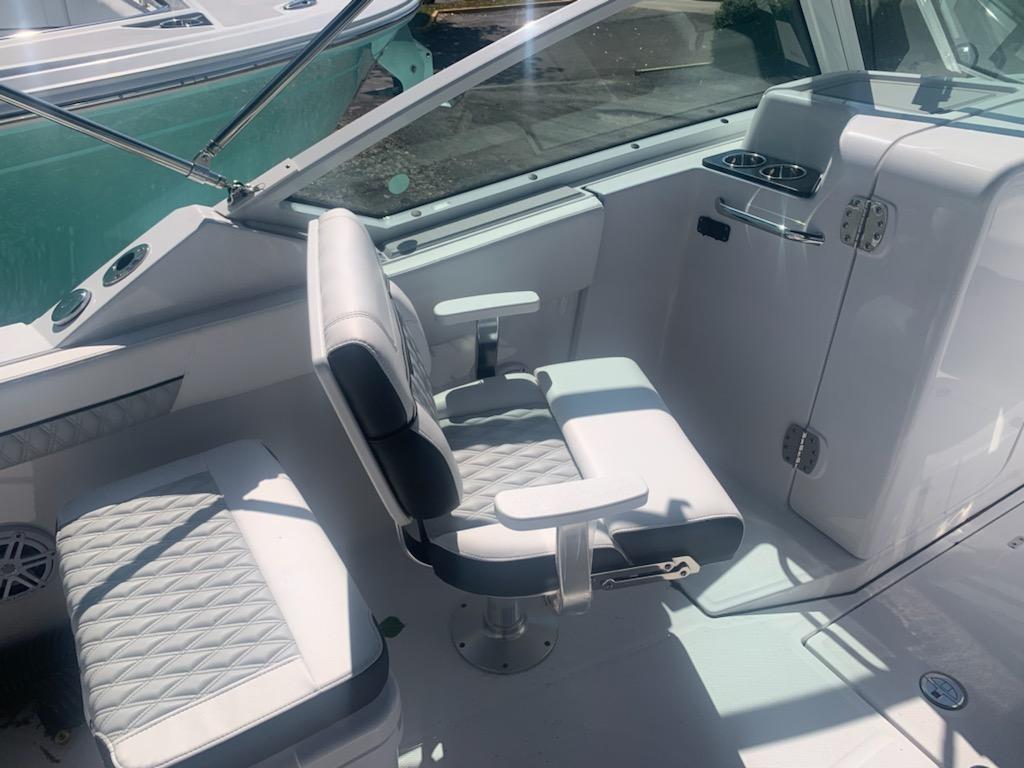 2024 Blackfin 232 DC Dual Console for sale - YachtWorld