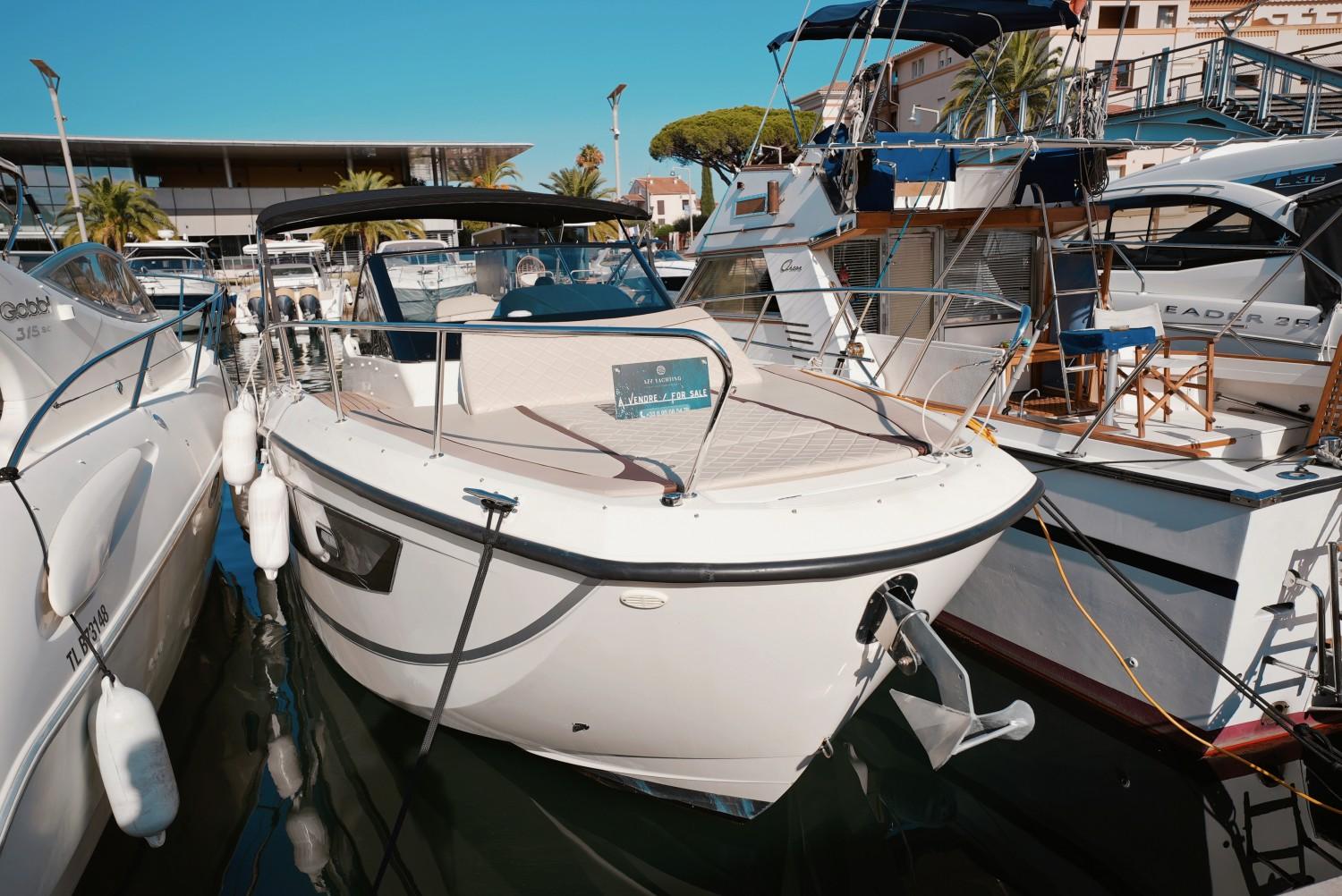 Quicksilver Activ 875 Sundeck | 8m | 2019 - 33 - Gironde | Boats and ...