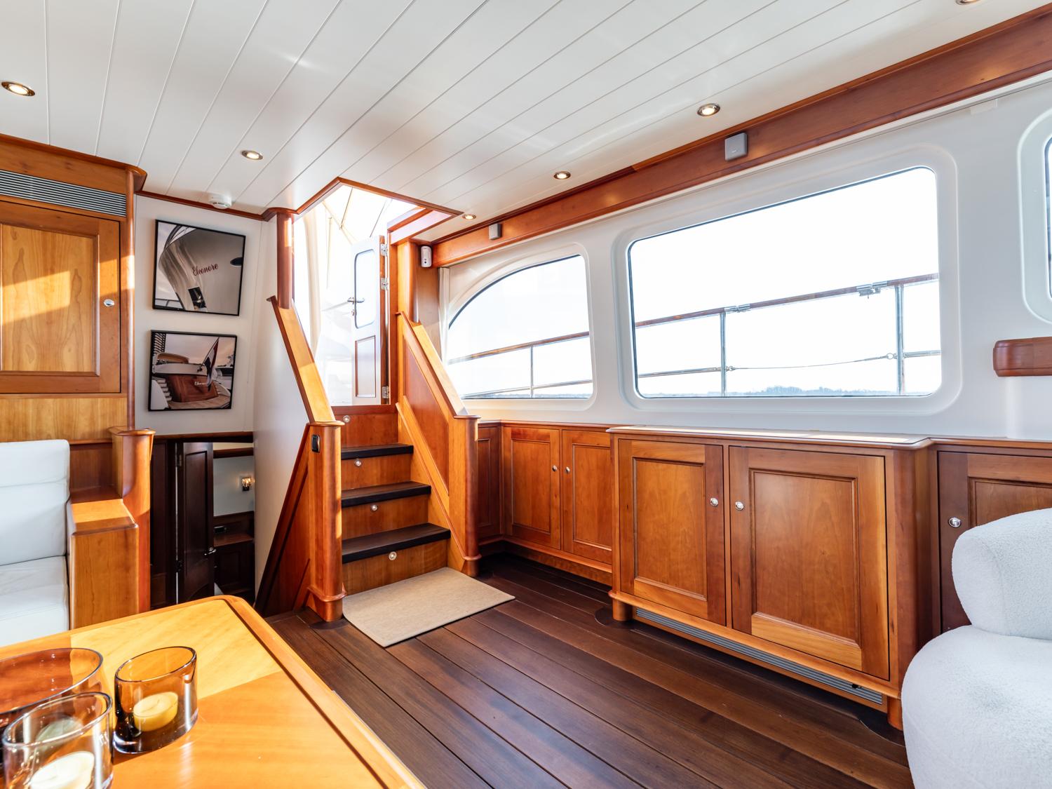 2009 Mulder Classic 77 - Eleonore Motor Yachts for sale - YachtWorld