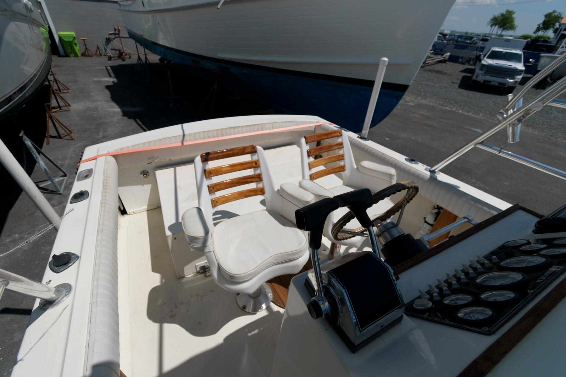 1976 Formula Thunderbird 23 Center Console Centre Console for sale ...