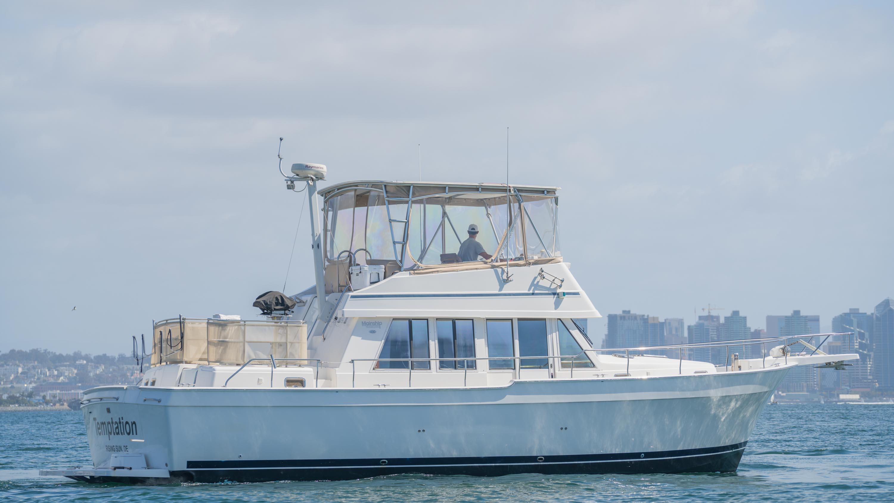 2005 Mainship 43 Trawler Aft Cabin Aft Cabin for sale - YachtWorld