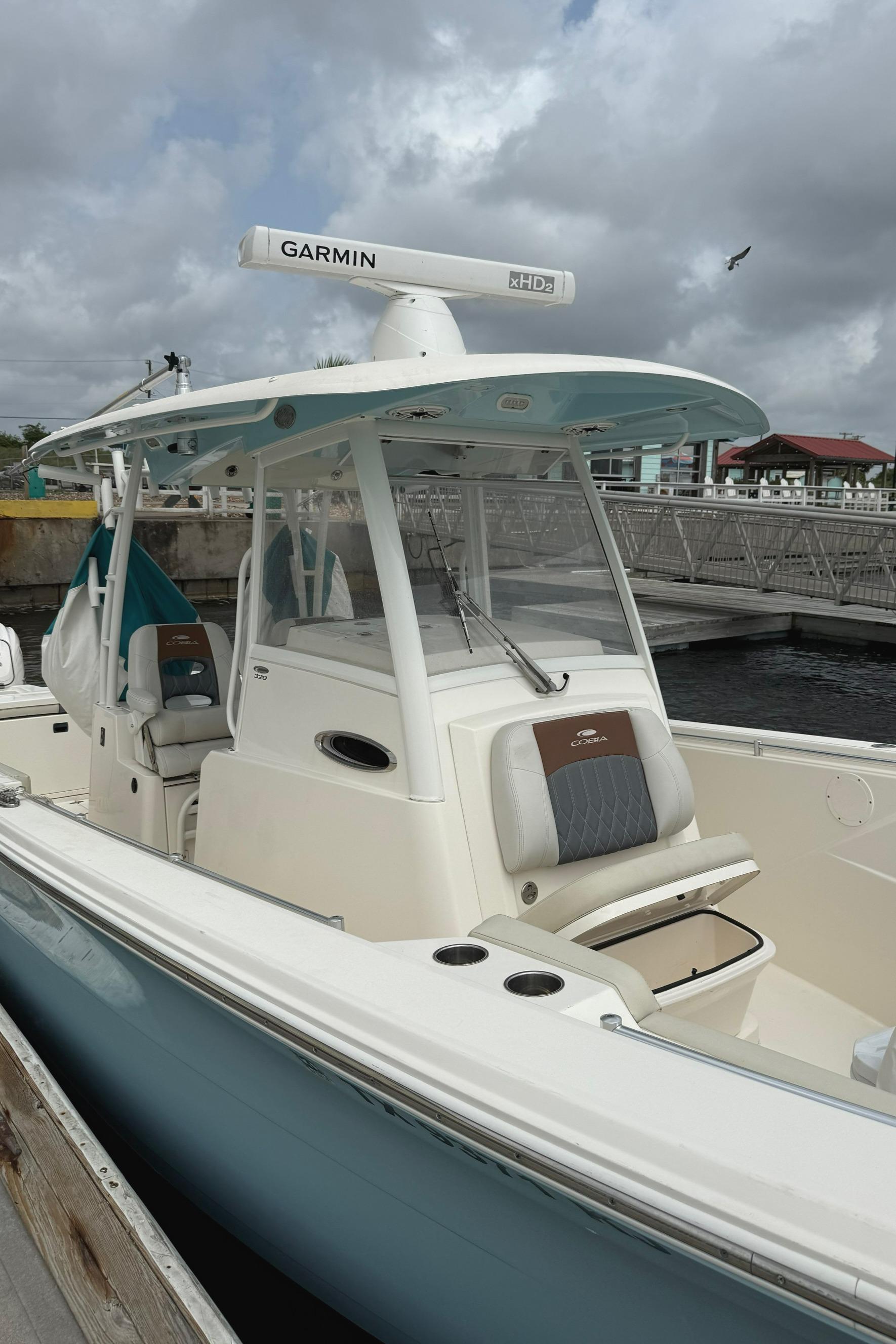 2020 Cobia 320 Center Console Center Console for sale - YachtWorld