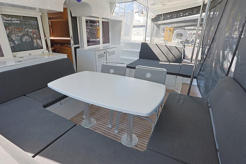 2017 Lagoon 450F Catamaran for sale - YachtWorld