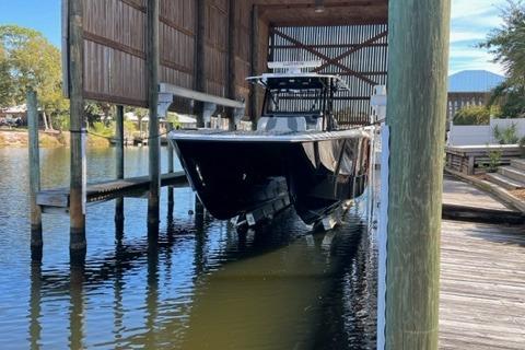 2021 Invincible 37 Catamaran Center Console for sale - YachtWorld