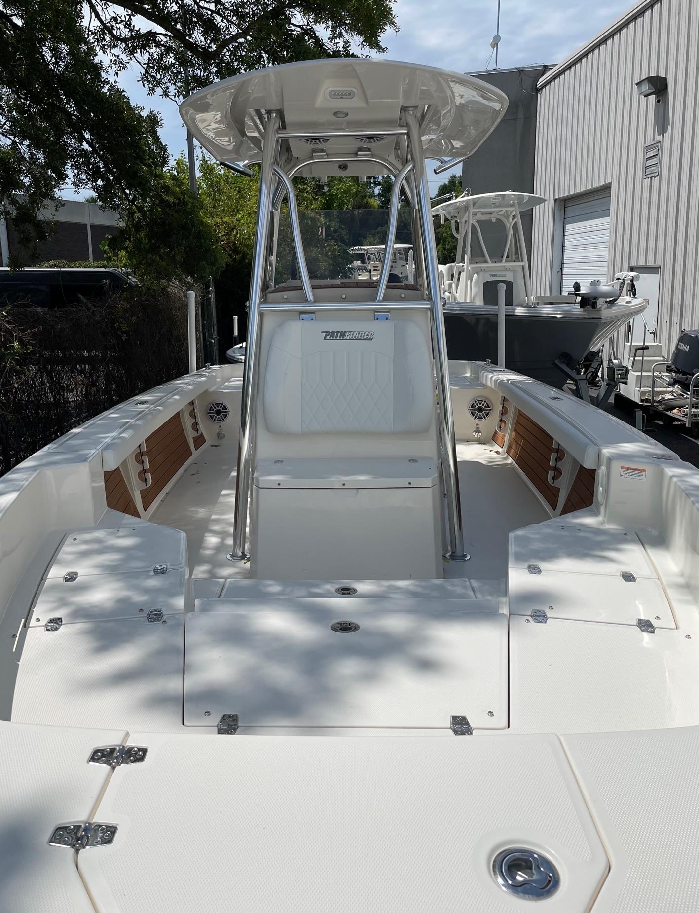 2024 Pathfinder 2400 TRS Centre Console for sale - YachtWorld