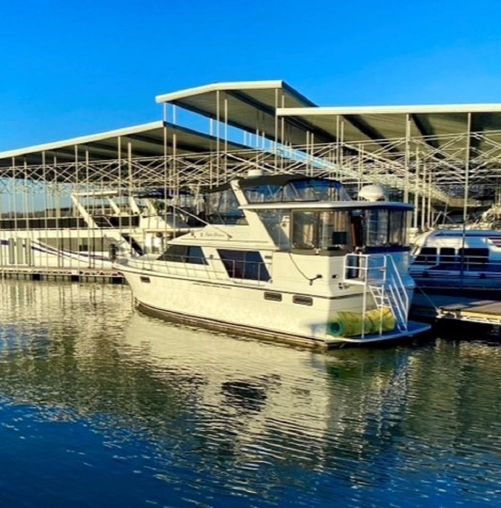 1987 Carver 42 Aft Cabin Motoryacht Yachts à moteur à vendre - YachtWorld