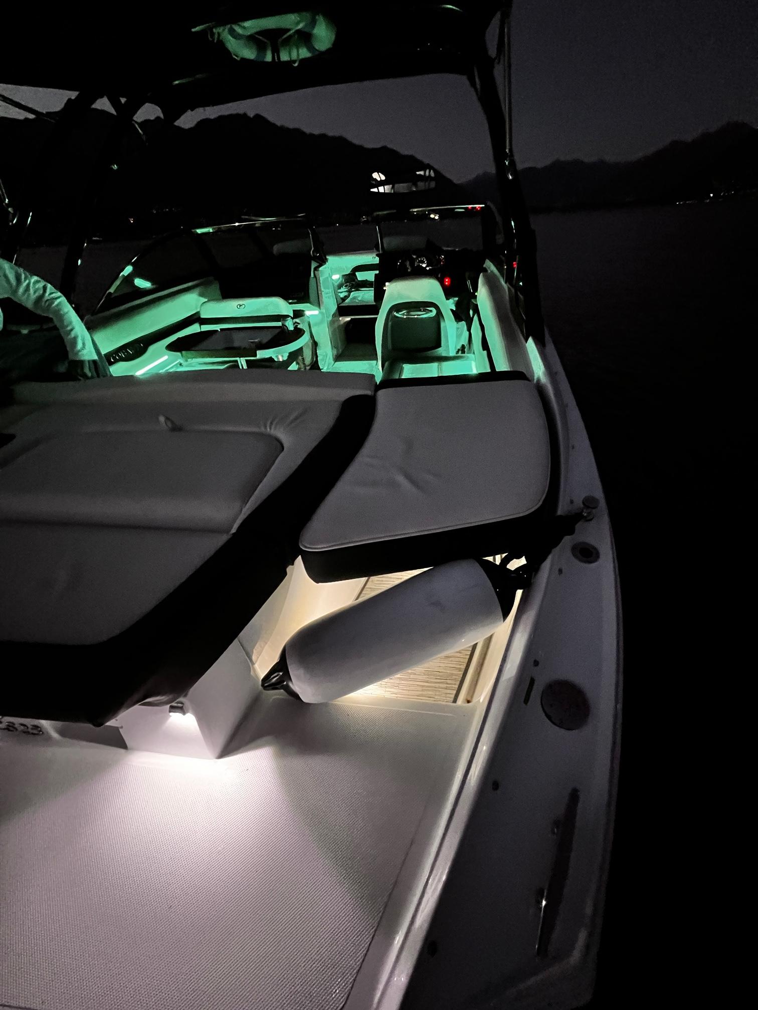 Cobalt Cs23 | 2022 | 7m | Boatshop24