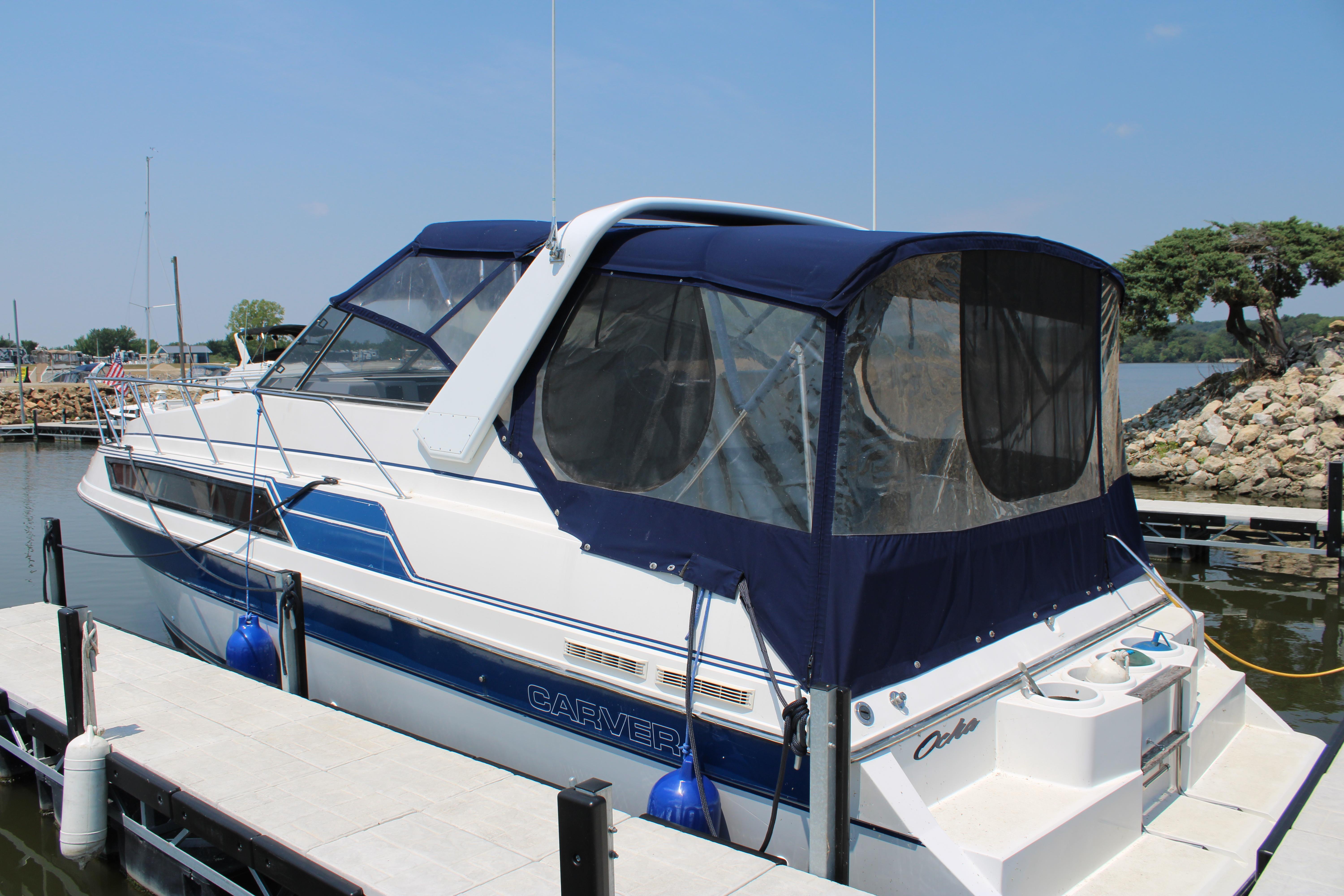 1990 Carver 31 Montego Cruiser for sale - YachtWorld
