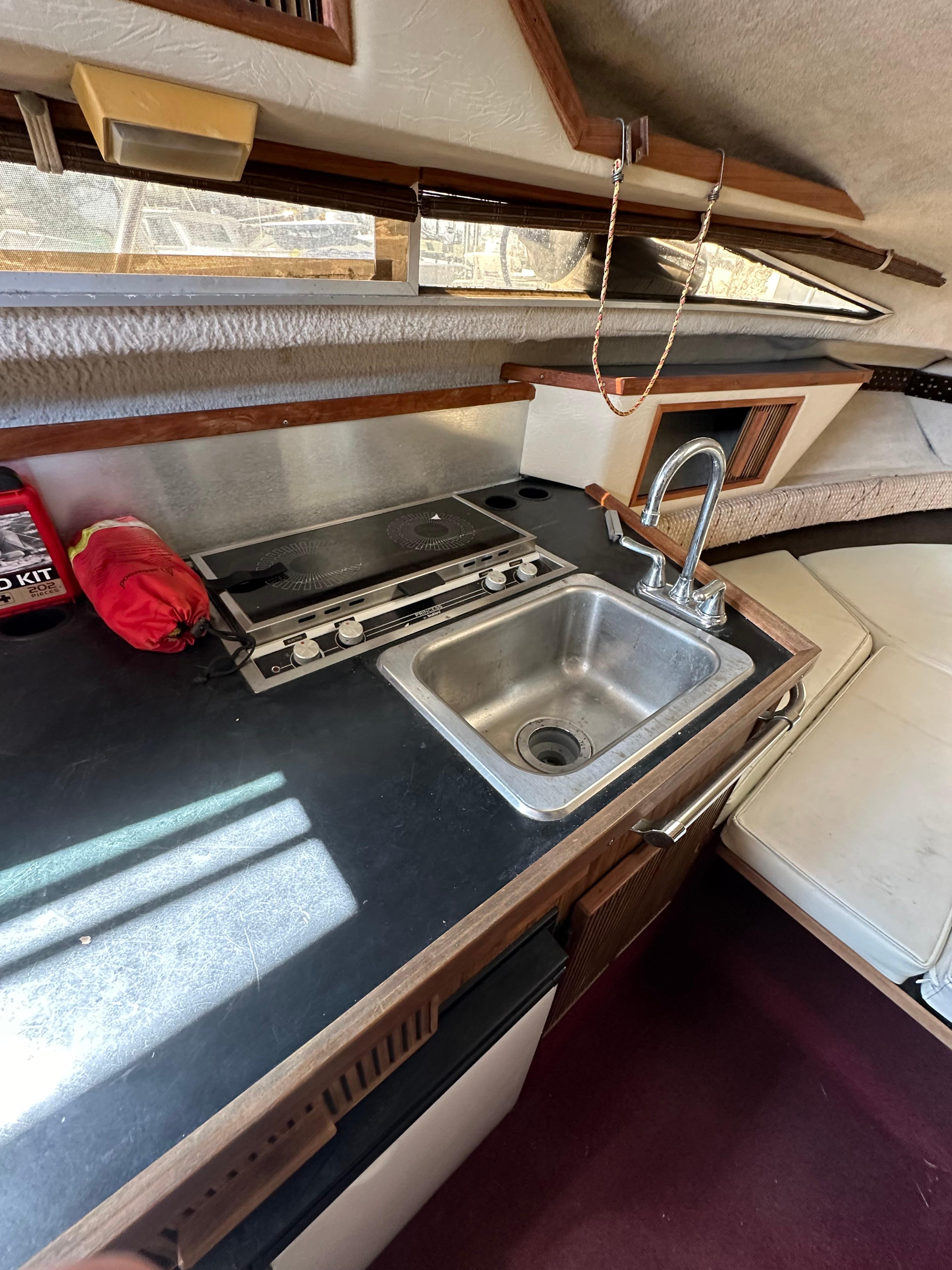 1985 Sea Ray 25 Sundancer Bateaux de pêche en eau salée à vendre ...